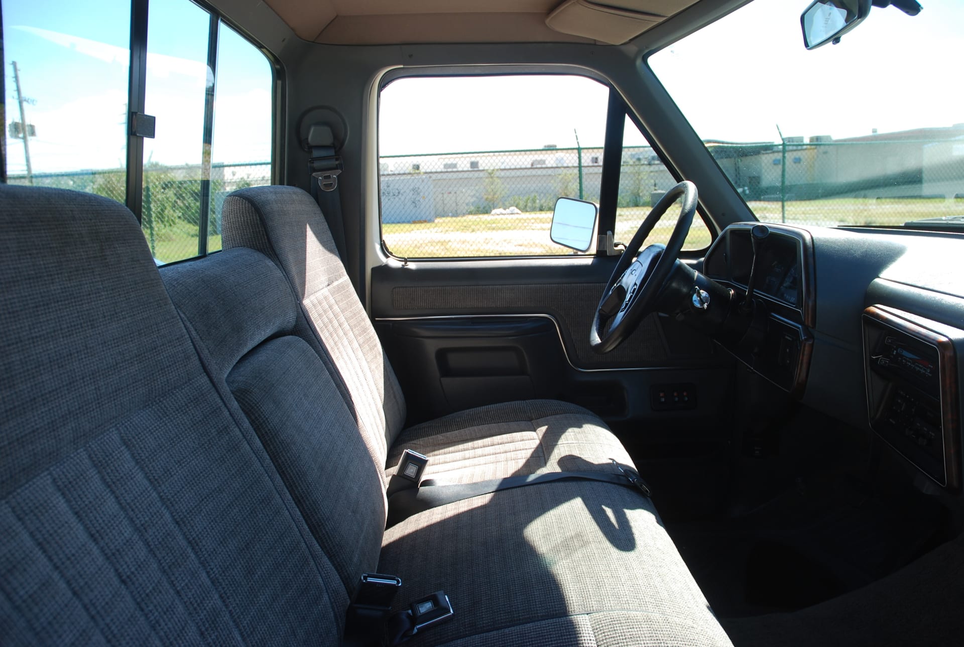 1990 Ford F150 XLT Lariat Pickup at Kissimmee 2018 as L143 - Mecum Auctions