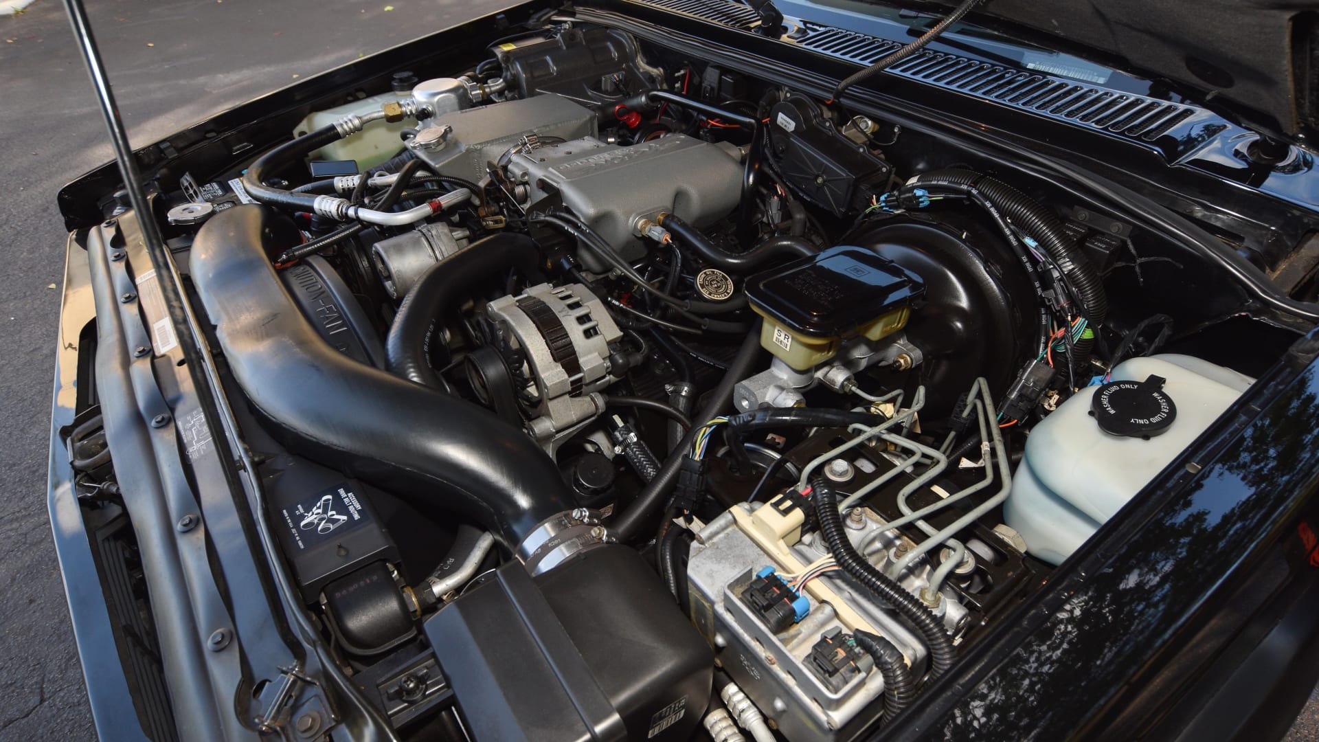 1991 GMC Syclone at Kissimmee 2018 as T171 - Mecum Auctions