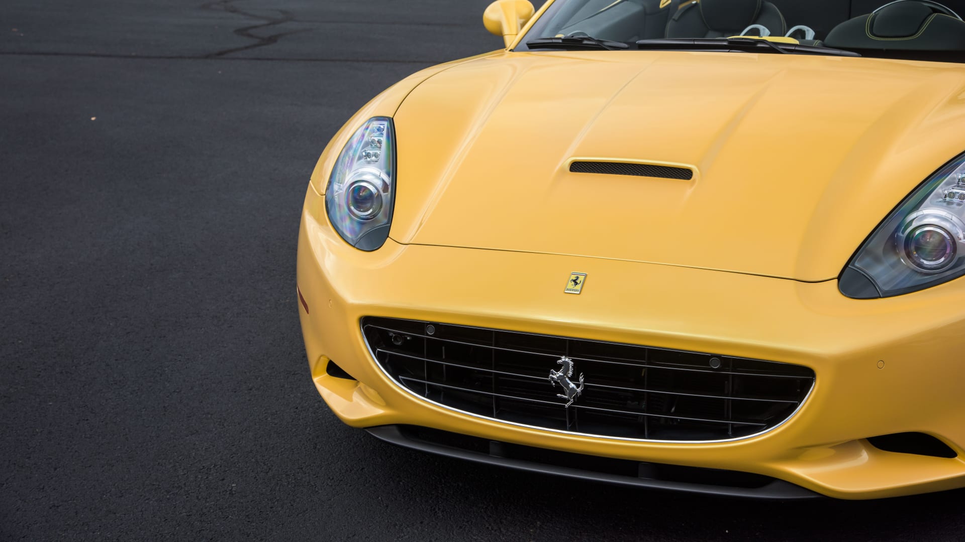 2010 Ferrari California Convertible at Kissimmee 2018 as S114 - Mecum ...