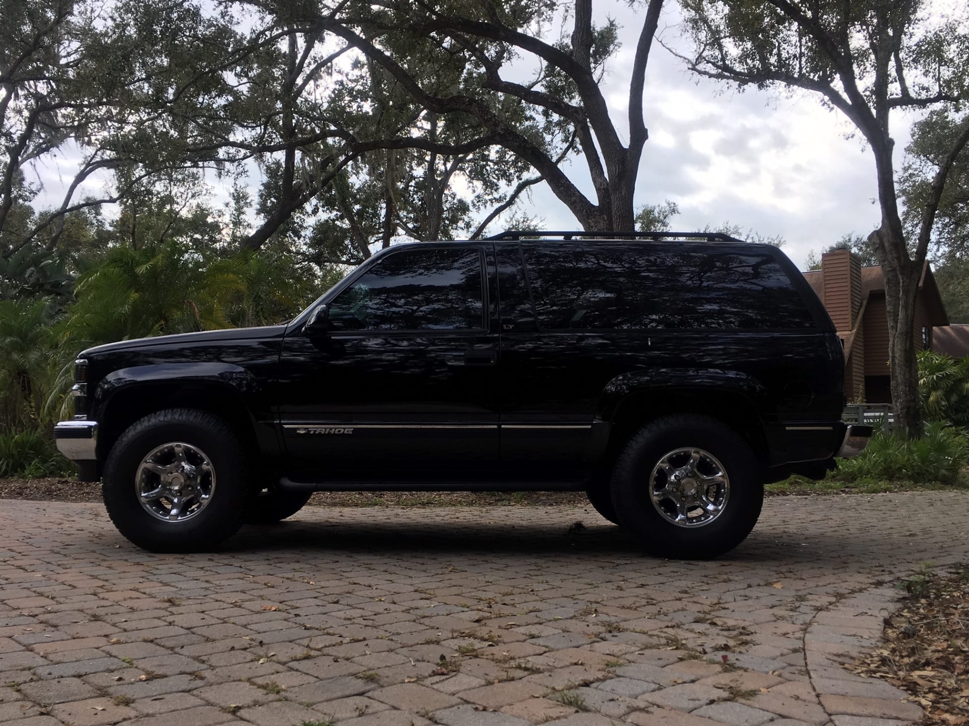 1998 Chevrolet Tahoe at Kissimmee 2019 as J53 - Mecum Auctions