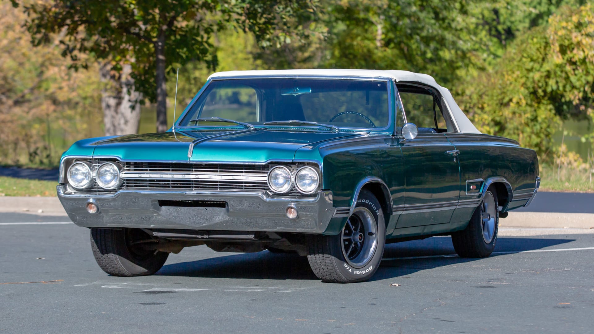 1965 Oldsmobile Cutlass 442 Convertible at Kissimmee 2019 as T56 ...
