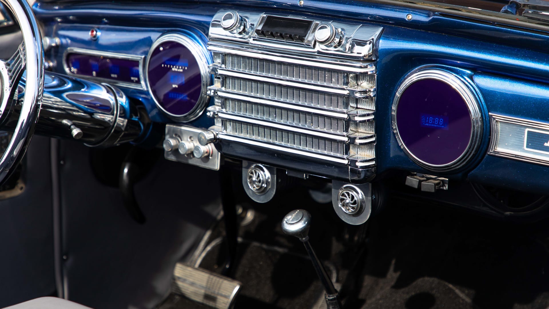 1947 Lincoln Continental Resto Mod at Kissimmee 2019 as S208 - Mecum ...