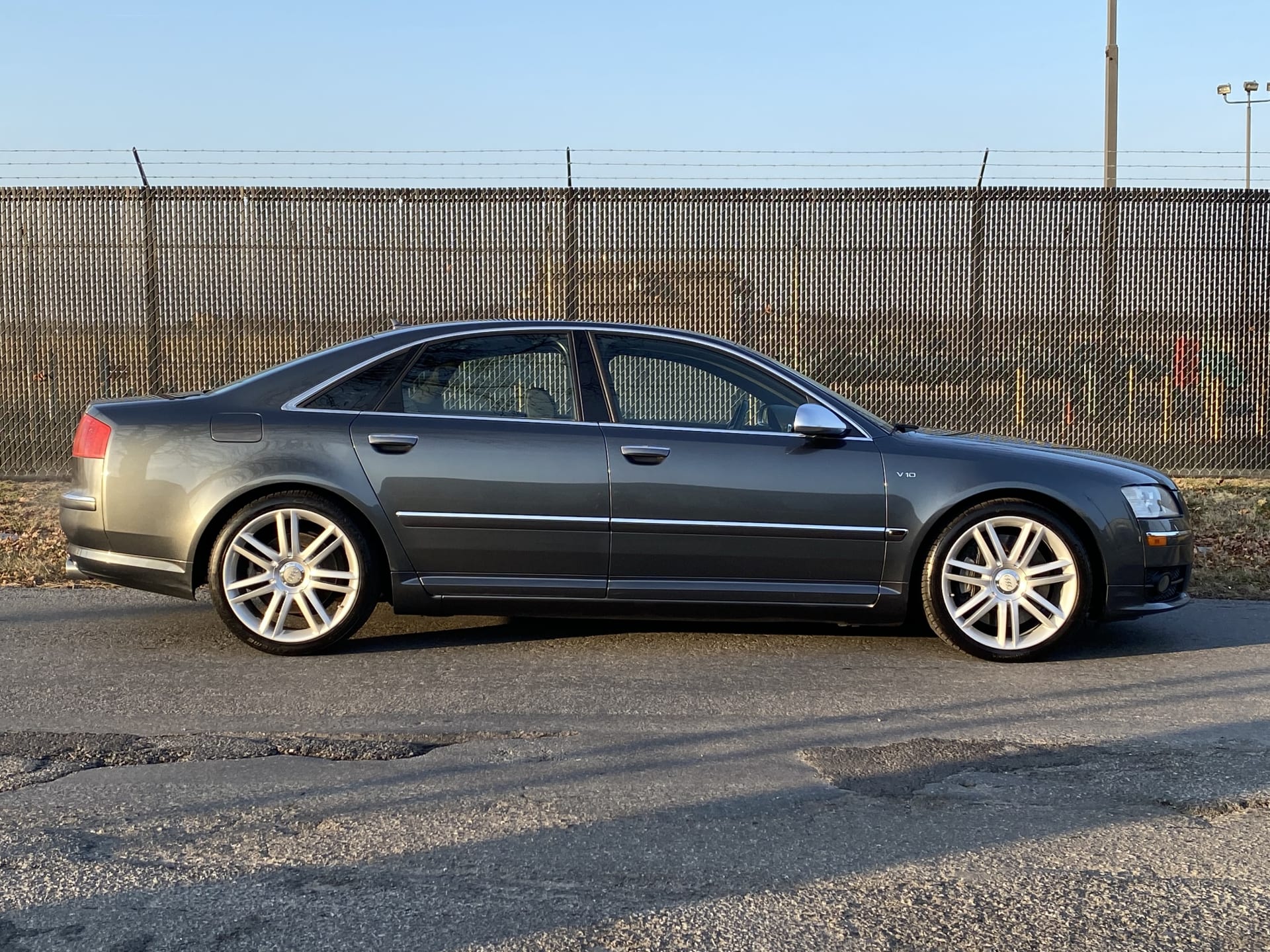 2007 Audi S8 Quattro at Kissimmee 2020 as L68 - Mecum Auctions