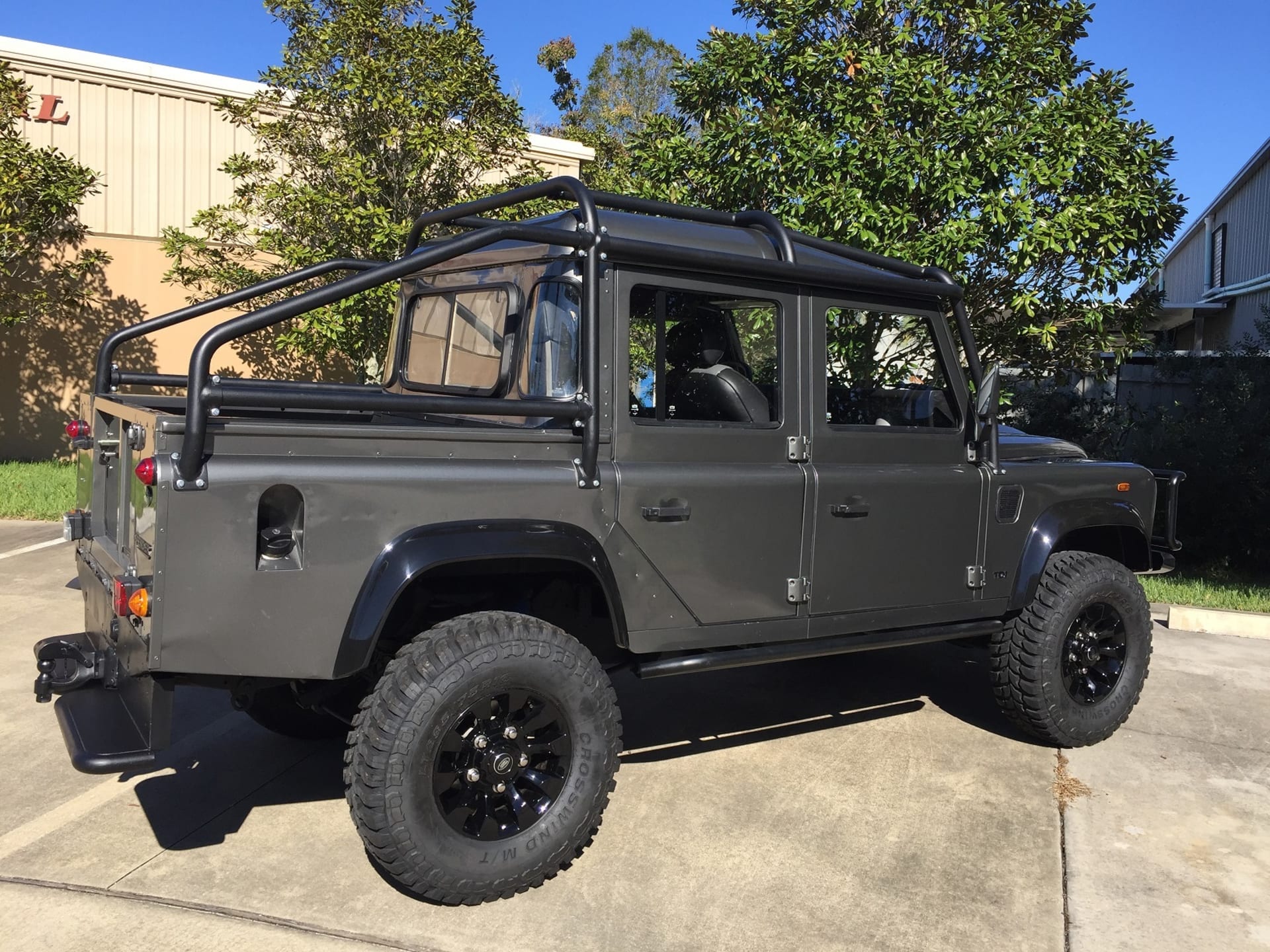 1994 Land Rover Defender 110 Crew Cab at Kissimmee 2020 as G69.1 ...