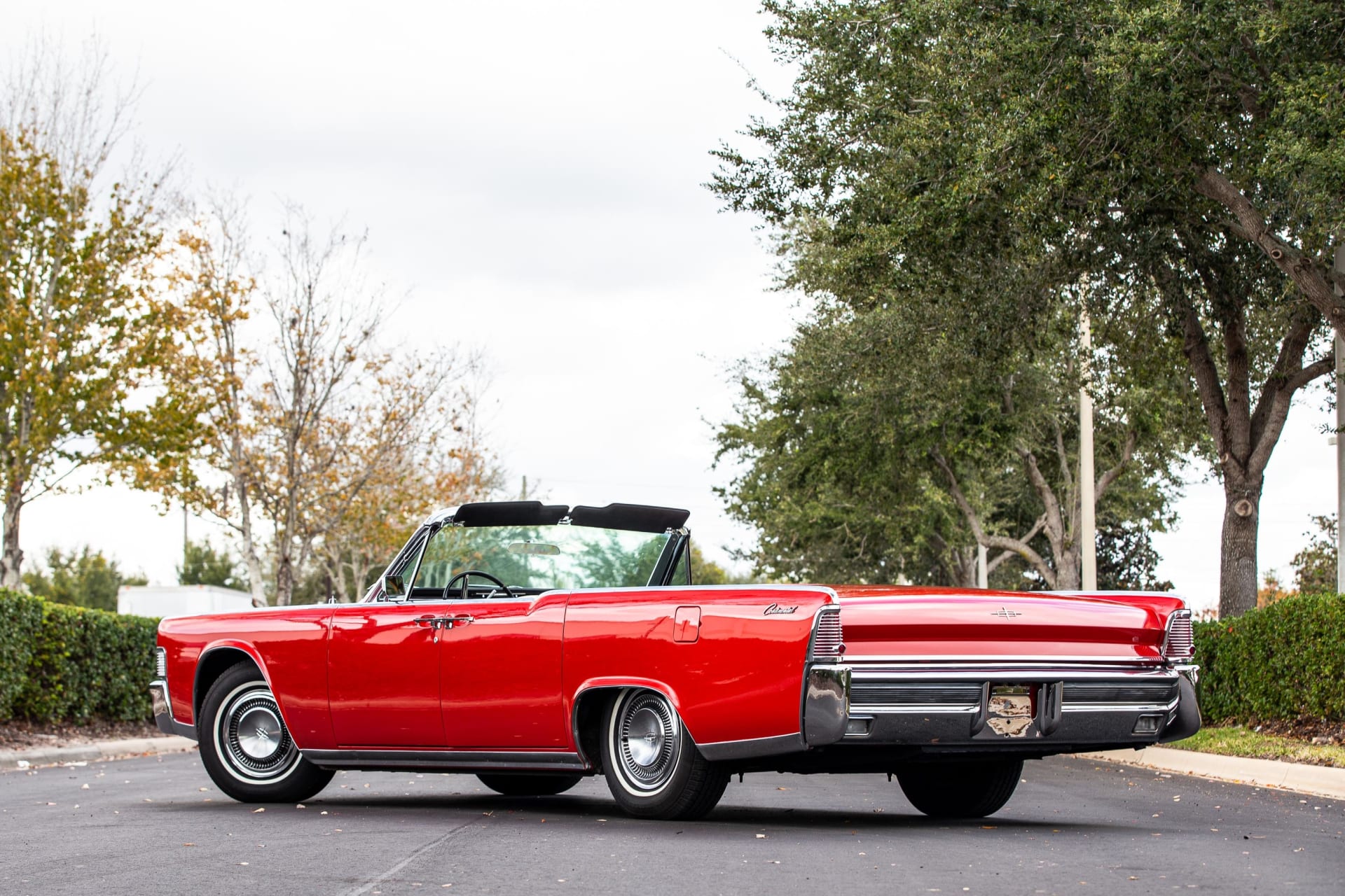 1965 Lincoln Continental Convertible at Kissimmee 2021 as J170 - Mecum ...