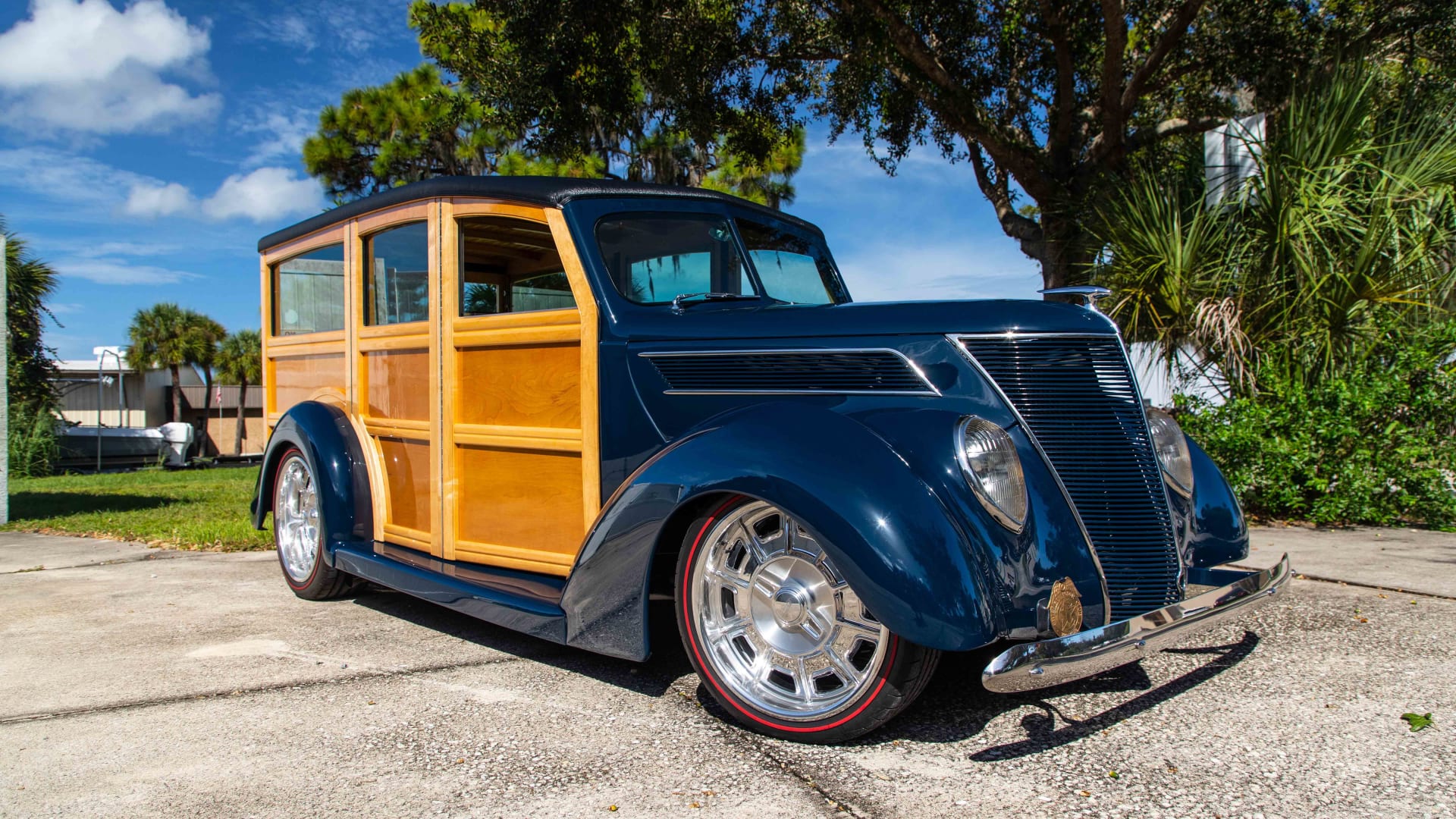 1937 Ford Custom Woody Wagon at Kissimmee 2021 as T216 - Mecum Auctions