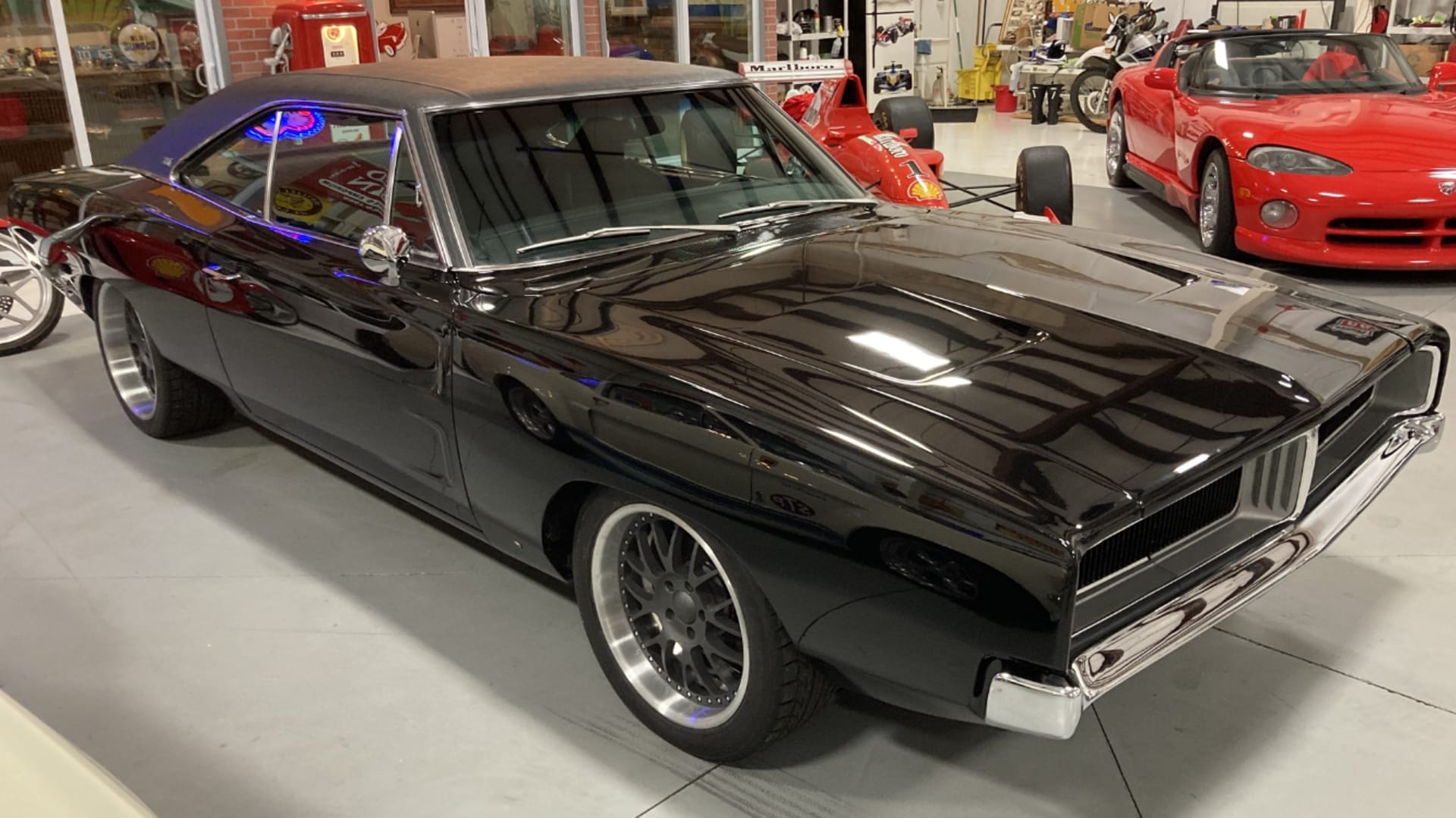 1969 Dodge Charger Resto Mod at Kissimmee 2021 as F94 - Mecum Auctions