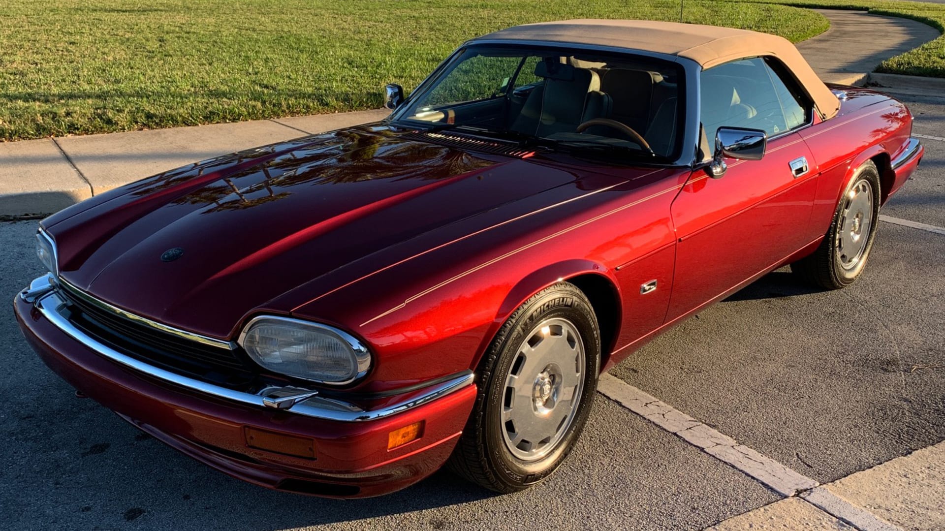 1996 Jaguar XJS at Kissimmee 2022 as L297 - Mecum Auctions