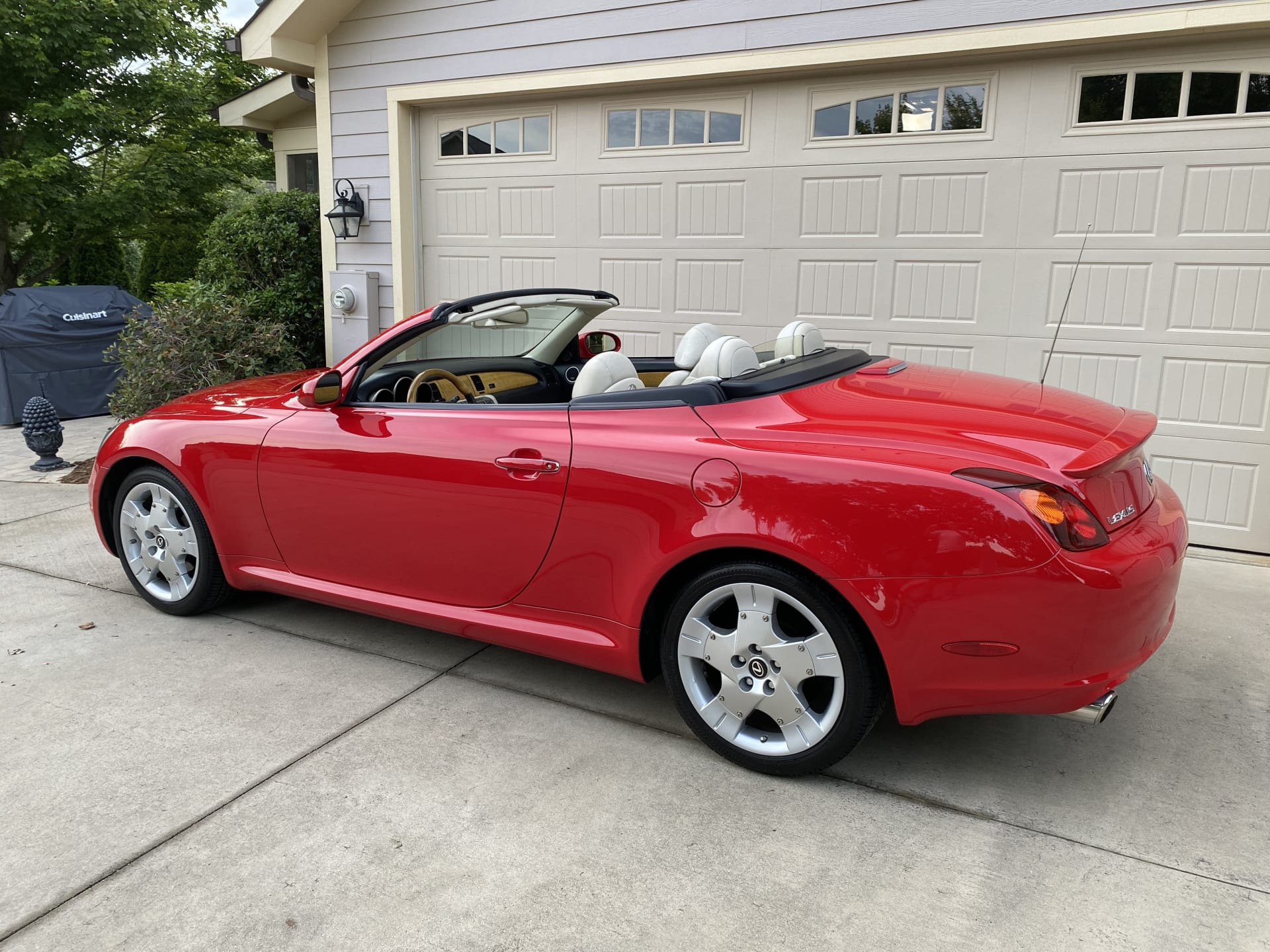 2004 Lexus SC430 Convertible at Kissimmee 2022 as W27 - Mecum Auctions