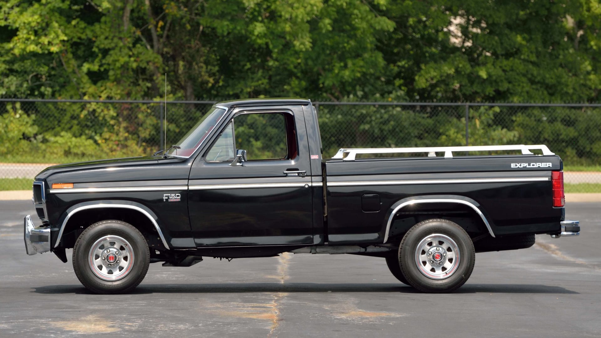 1985 Ford F150 XLT Explorer Pickup at Kissimmee 2022 asT182 - Mecum ...