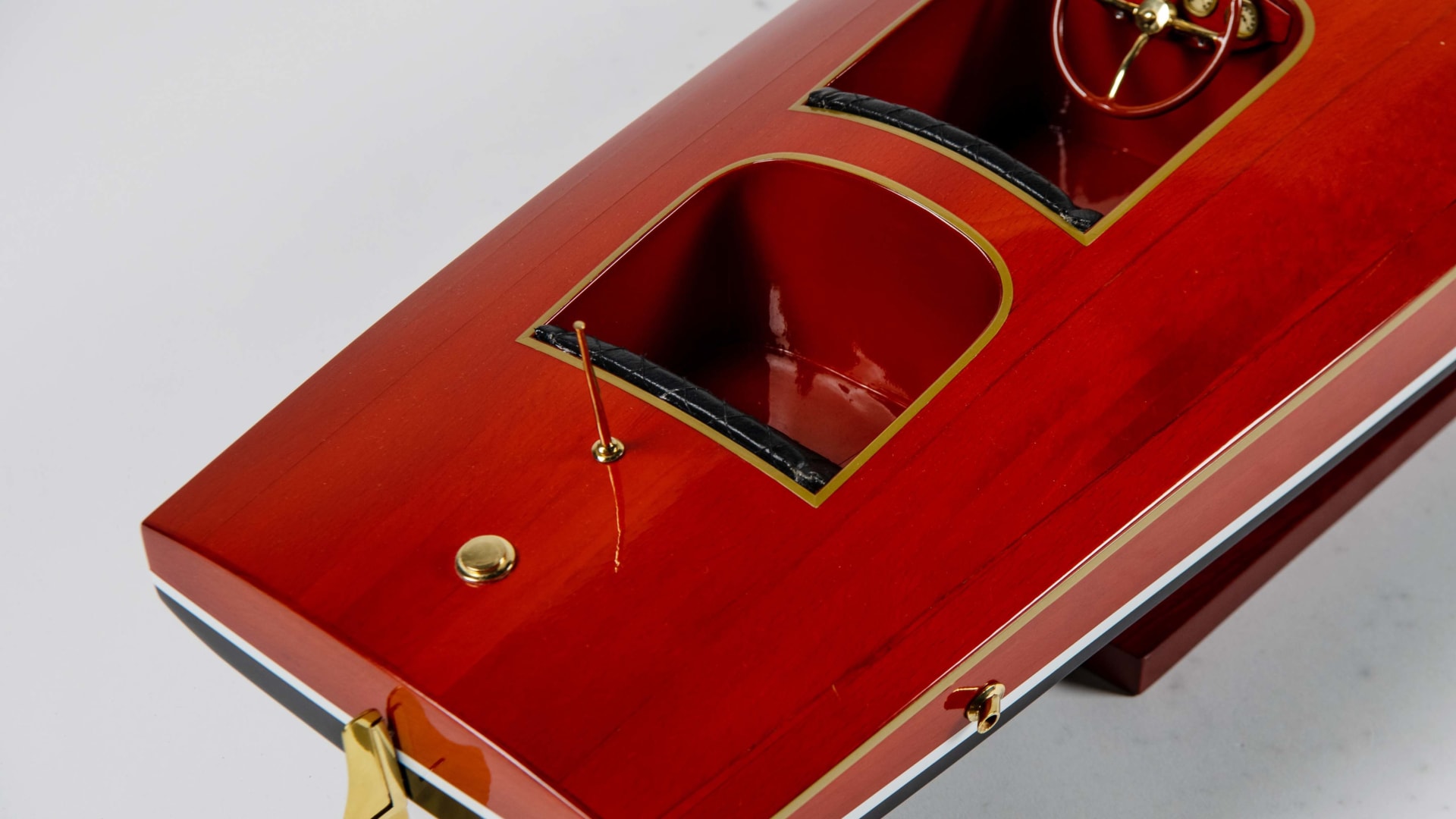 Zipper Wood Boat Model at Kissimmee 2022 as Z331 - Mecum Auctions