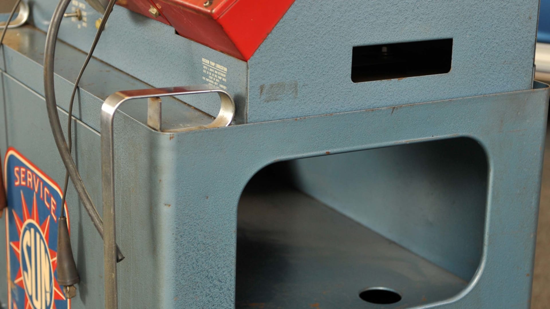 Sun 504 Distributor Tester 28x56x22 at Kissimmee Road Art 2019 as P142 ...