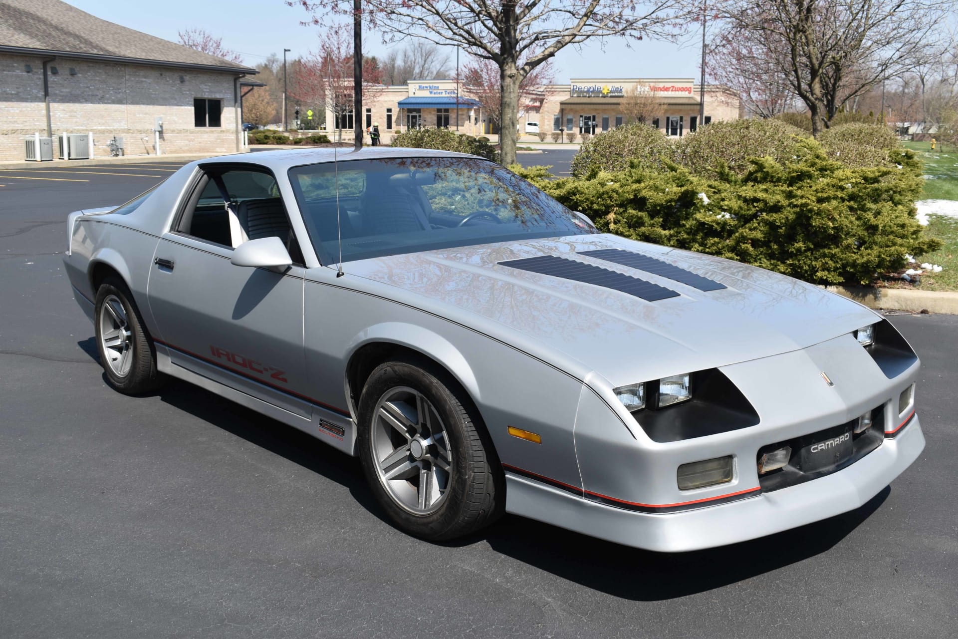 1985 Chevrolet Camaro IROC-Z at Indy Fall Special 2020 as T188 - Mecum ...