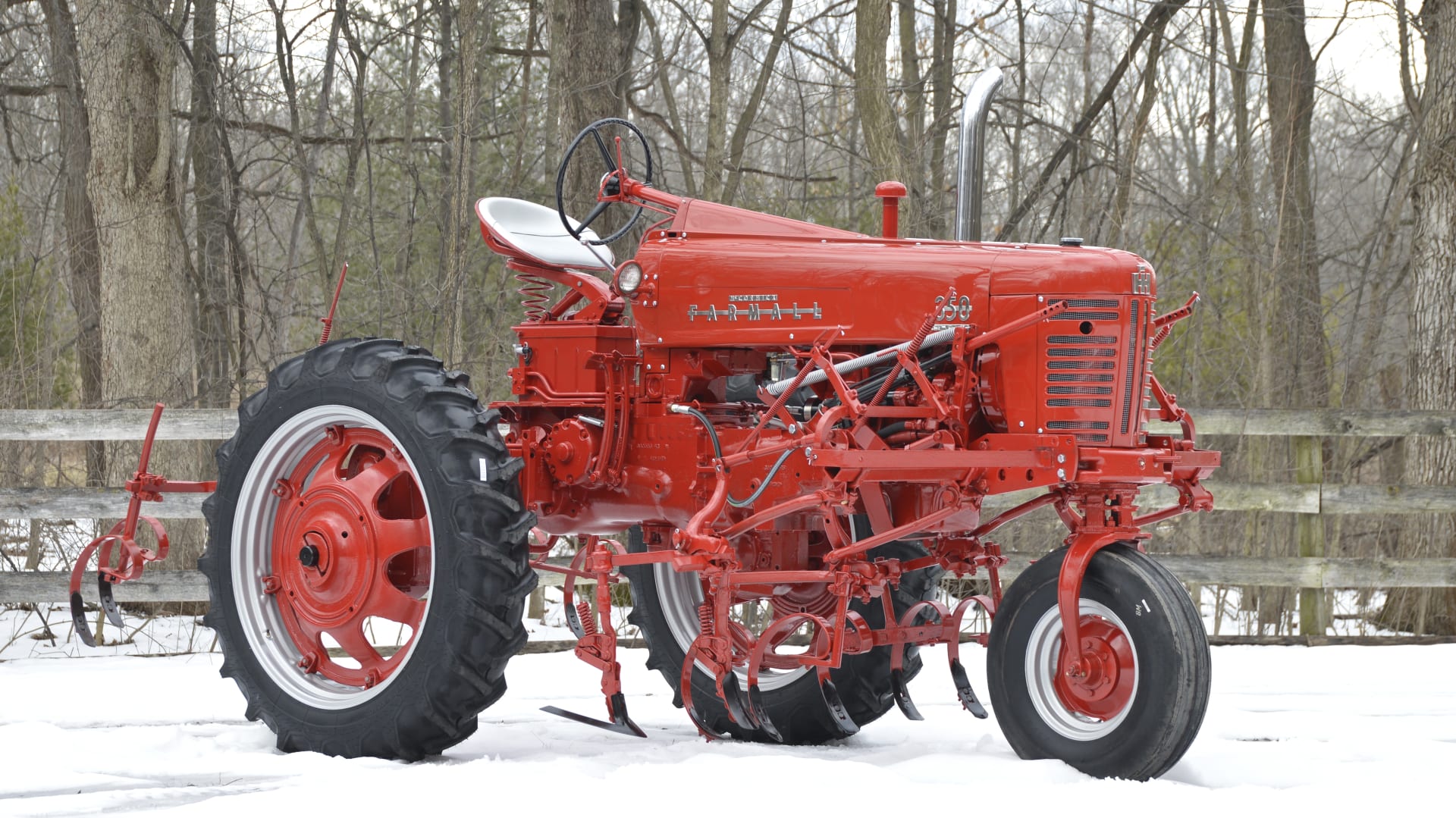 Farmall 350 Hi Crop at Gone Farmin' Tractor Spring Classic 2016 as F42 ...