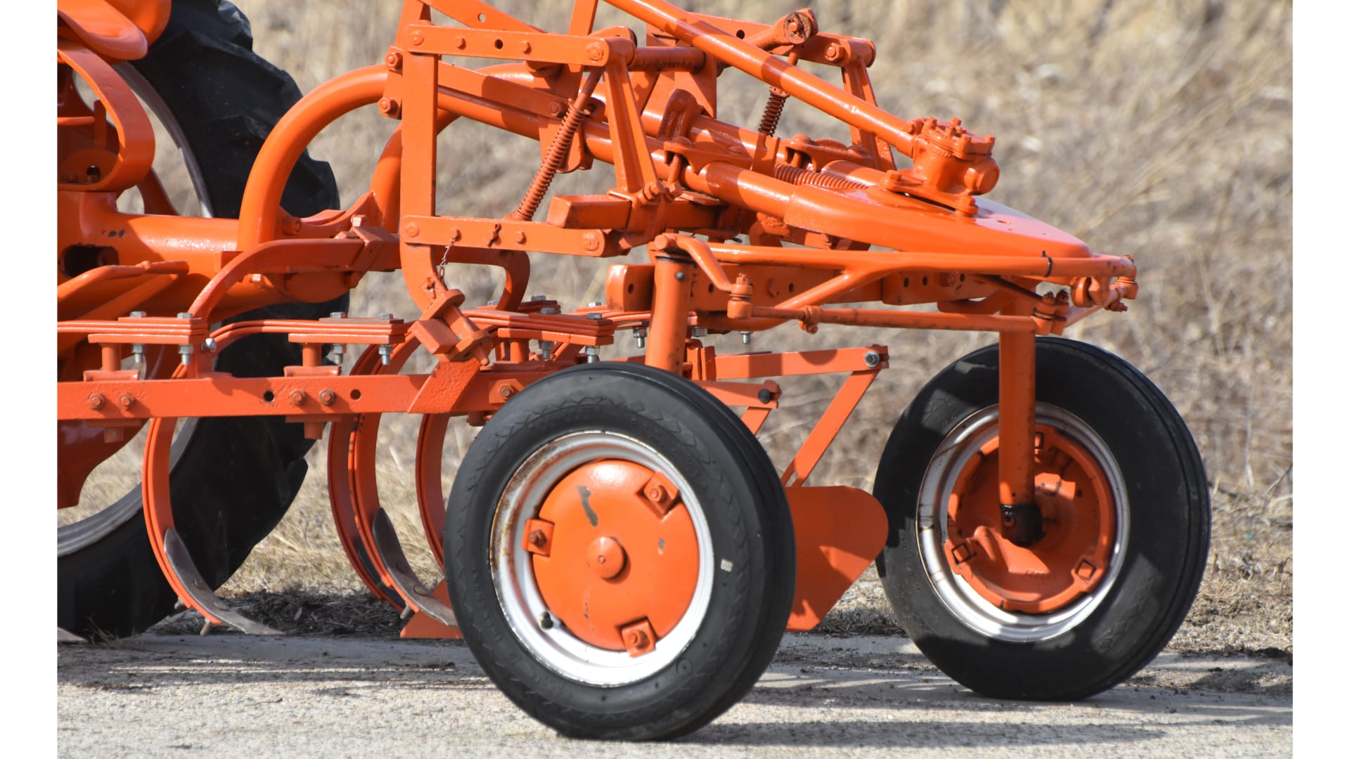Allis-Chalmers G With Cultivators at Gone Farmin' Spring Classic 2018 ...