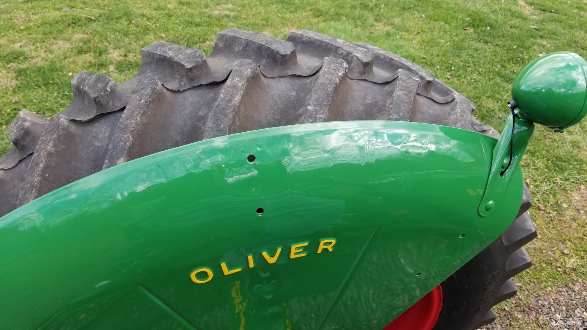1957 Oliver Super 88 Row Crop at Davenport 2019 as S60 - Mecum Auctions