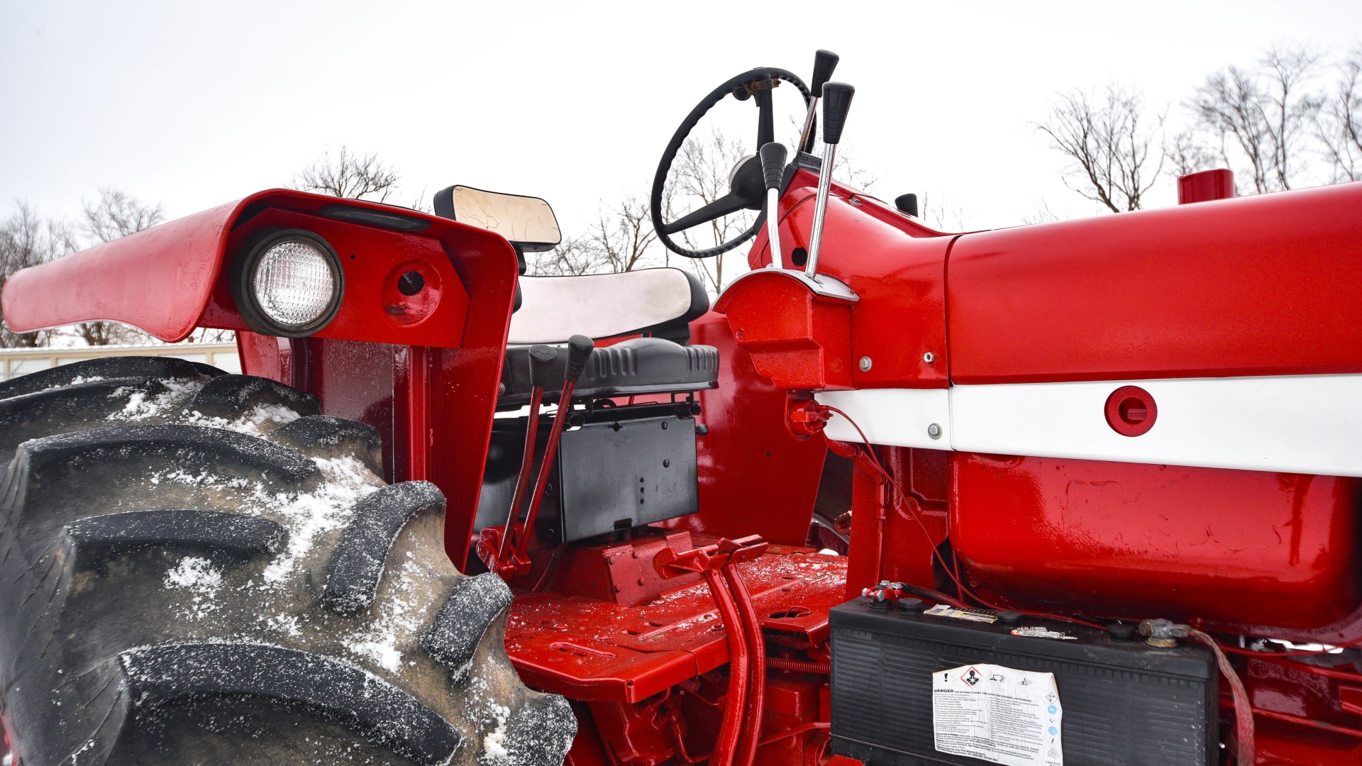 1968 Farmall 1256 at Davenport 2020 as S59 - Mecum Auctions