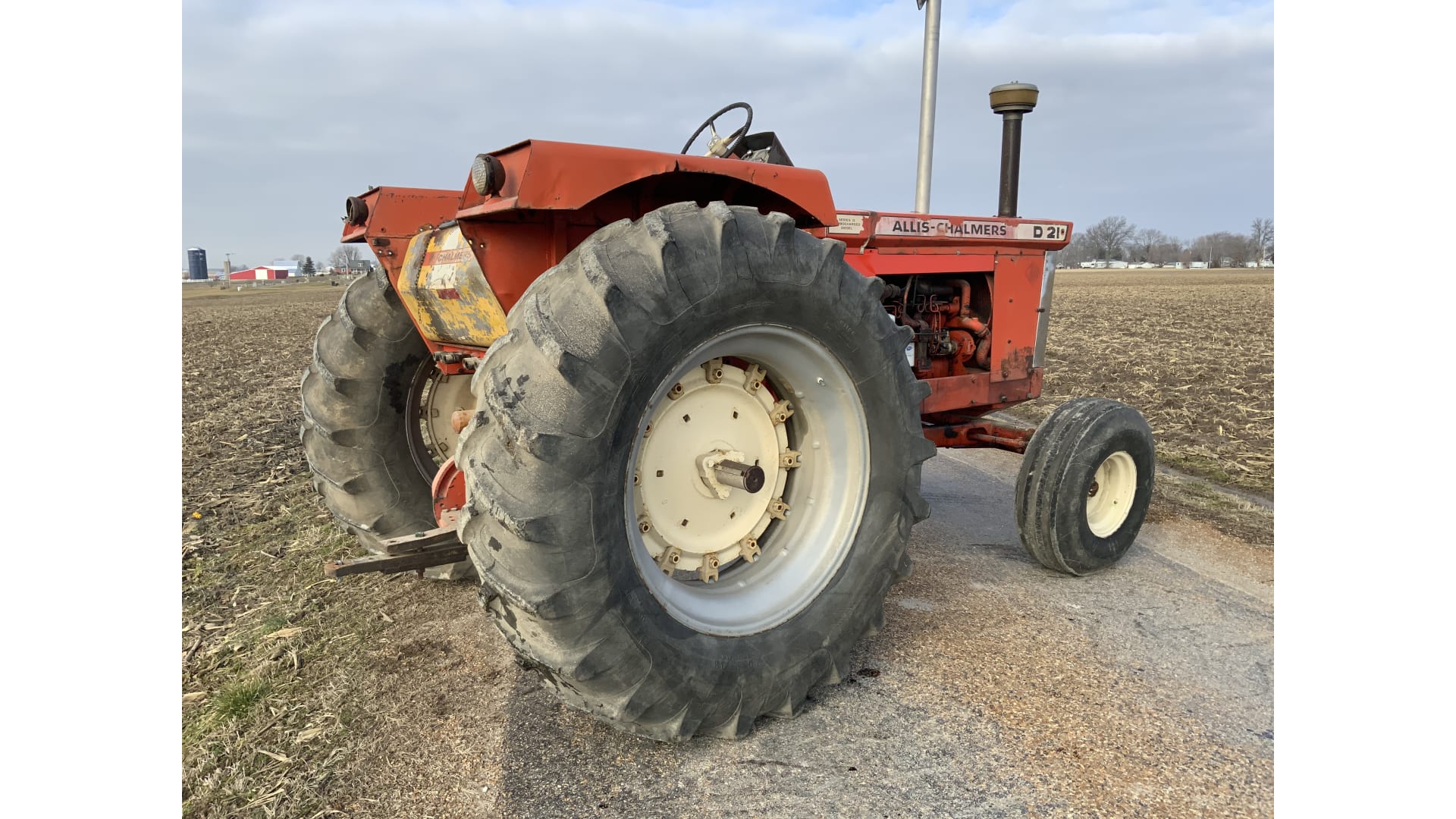 1969 Allis-Chalmers D21 at Gone Farmin' Spring Classic 2021 as S80 ...