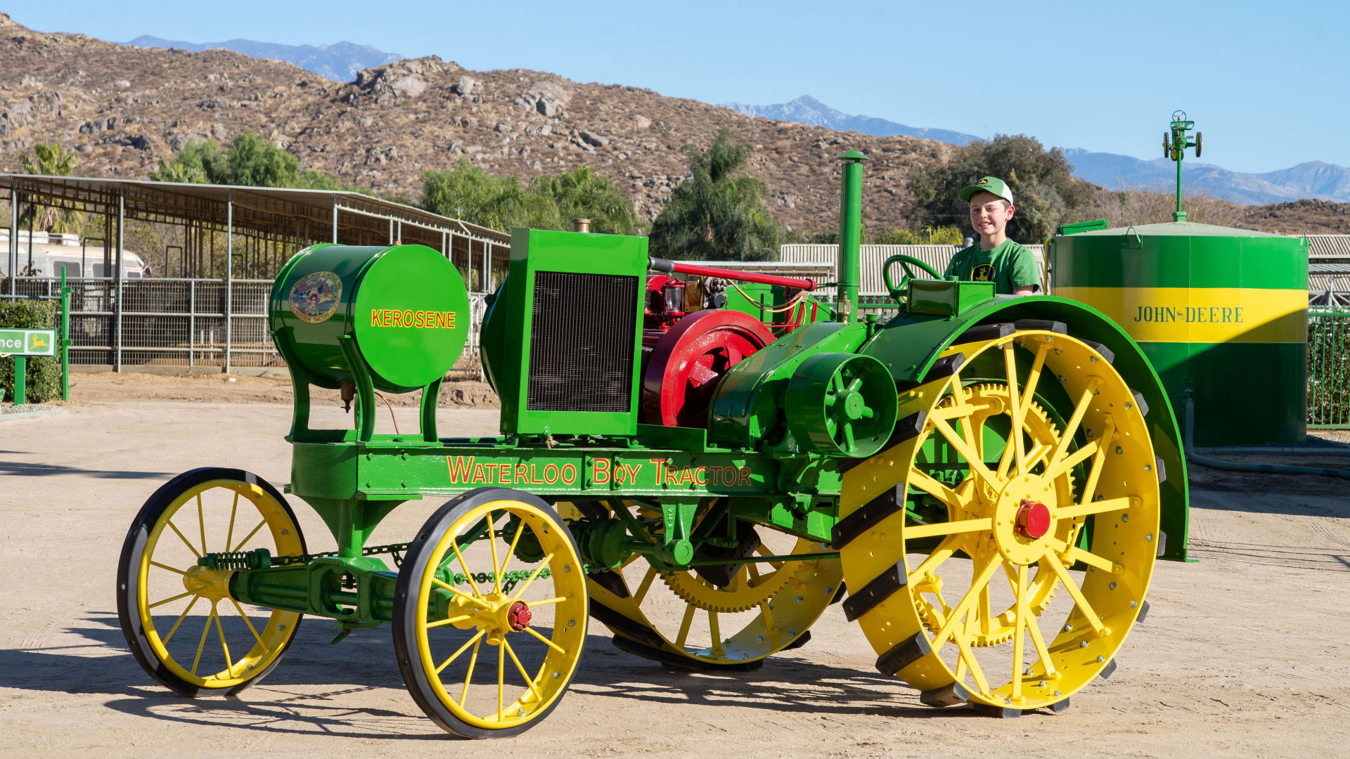 1917 Waterloo Boy Model R at Gone Farmin' Spring Classic 2021 as T38 ...