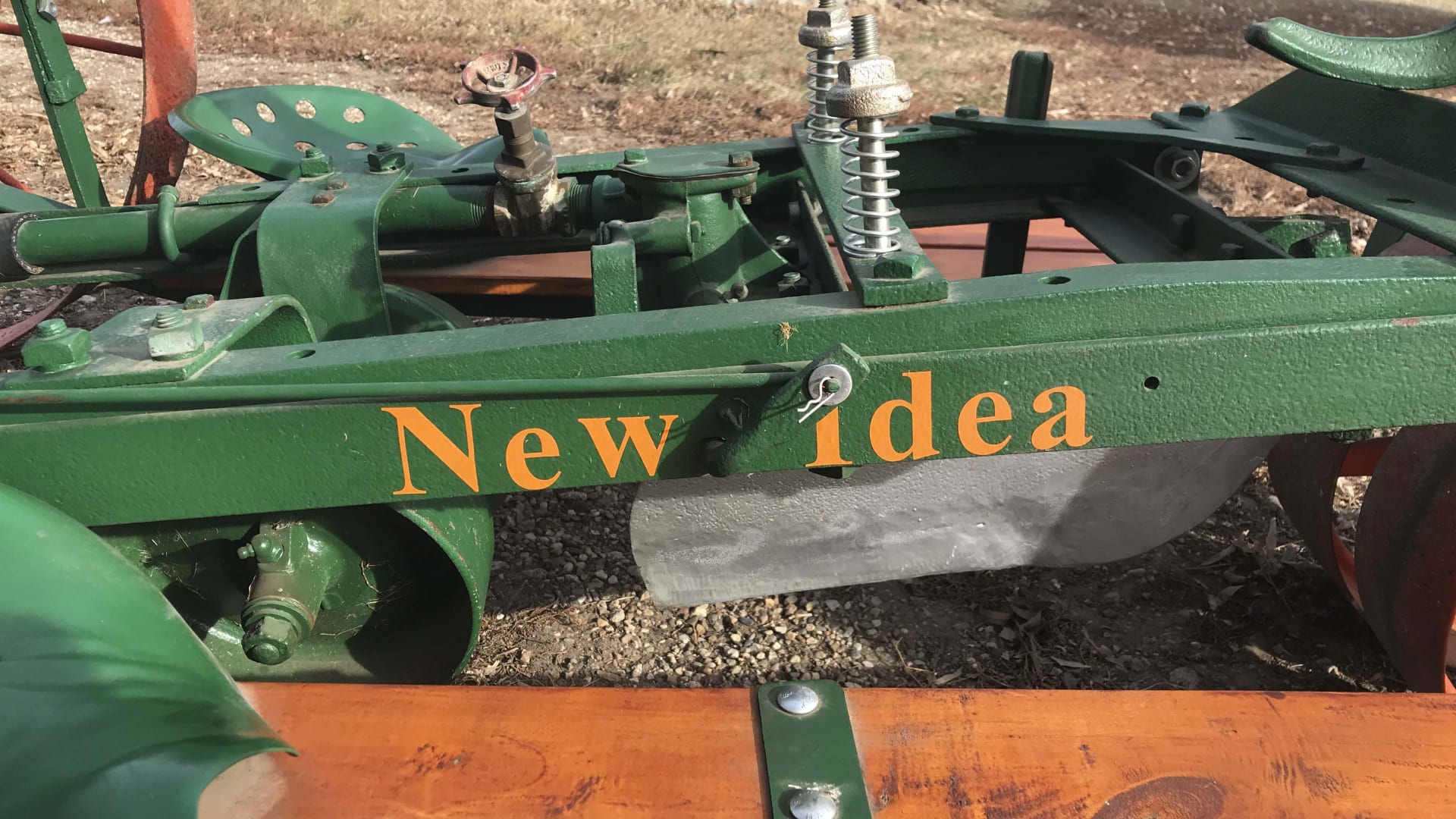 1940s New Idea Tobacco Planter at Gone Farmin' Spring Classic 2021 as ...