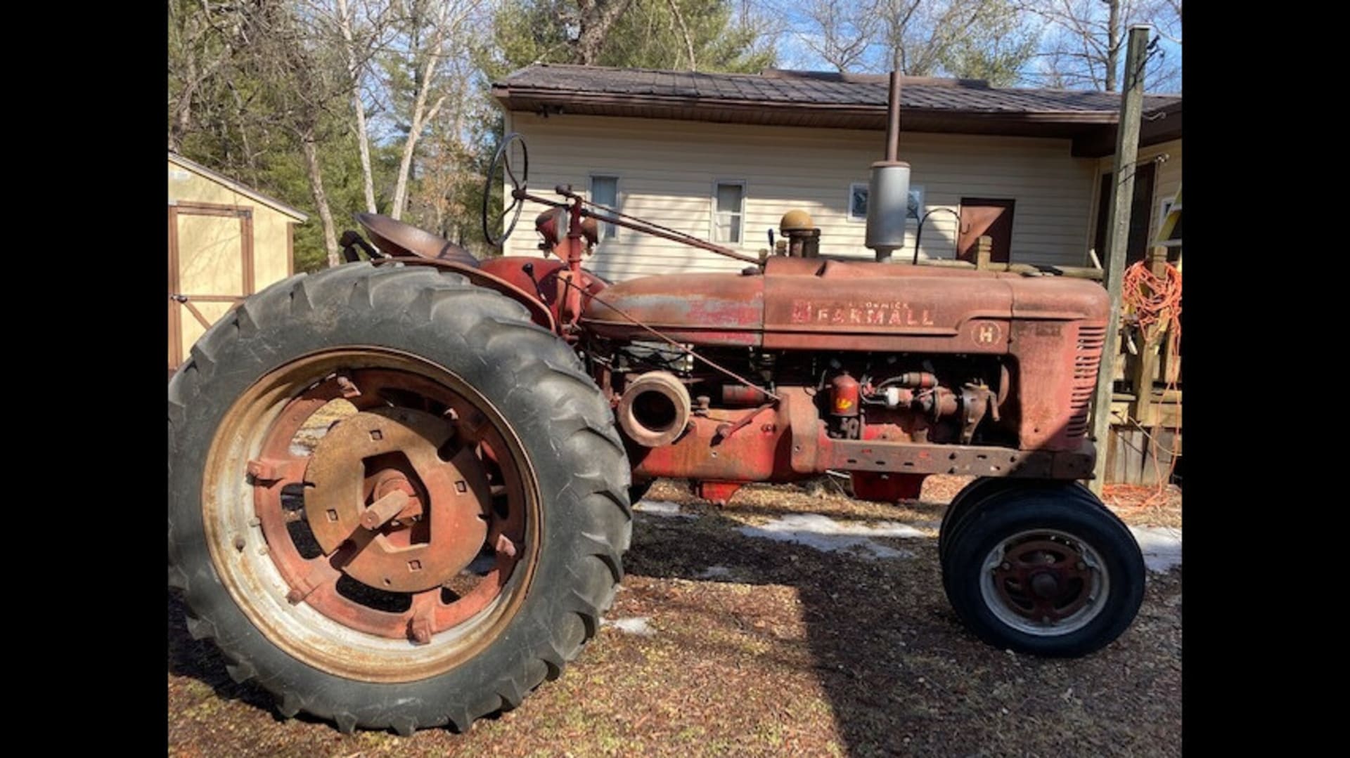1940 Farmall H at Gone Farmin' Spring Classic 2022 as F18 - Mecum Auctions