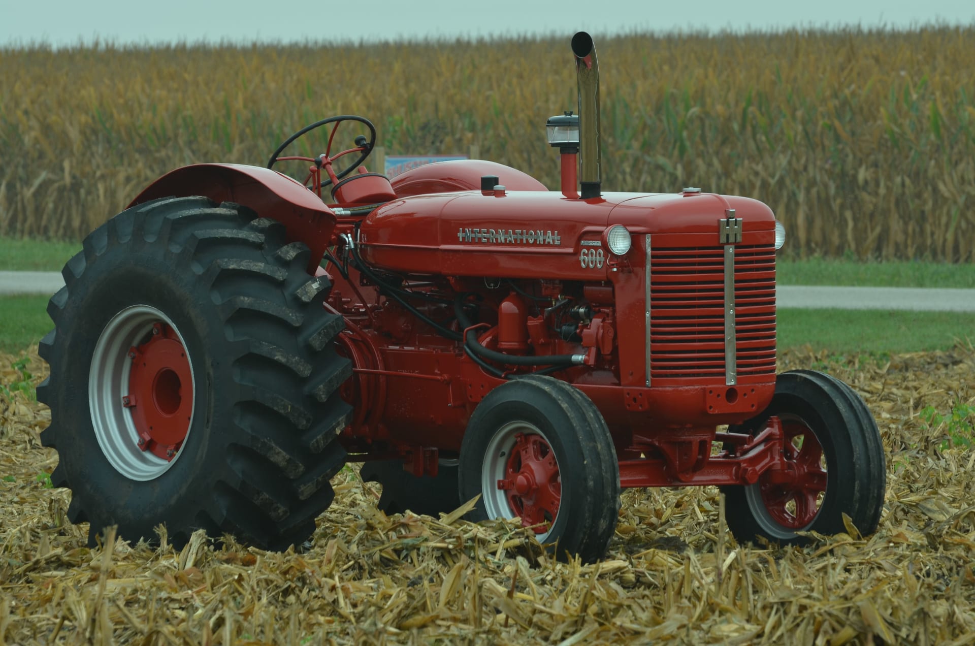 1957 International 600 Wheatland at Gone Farmin' Iowa 2013 as S54 ...
