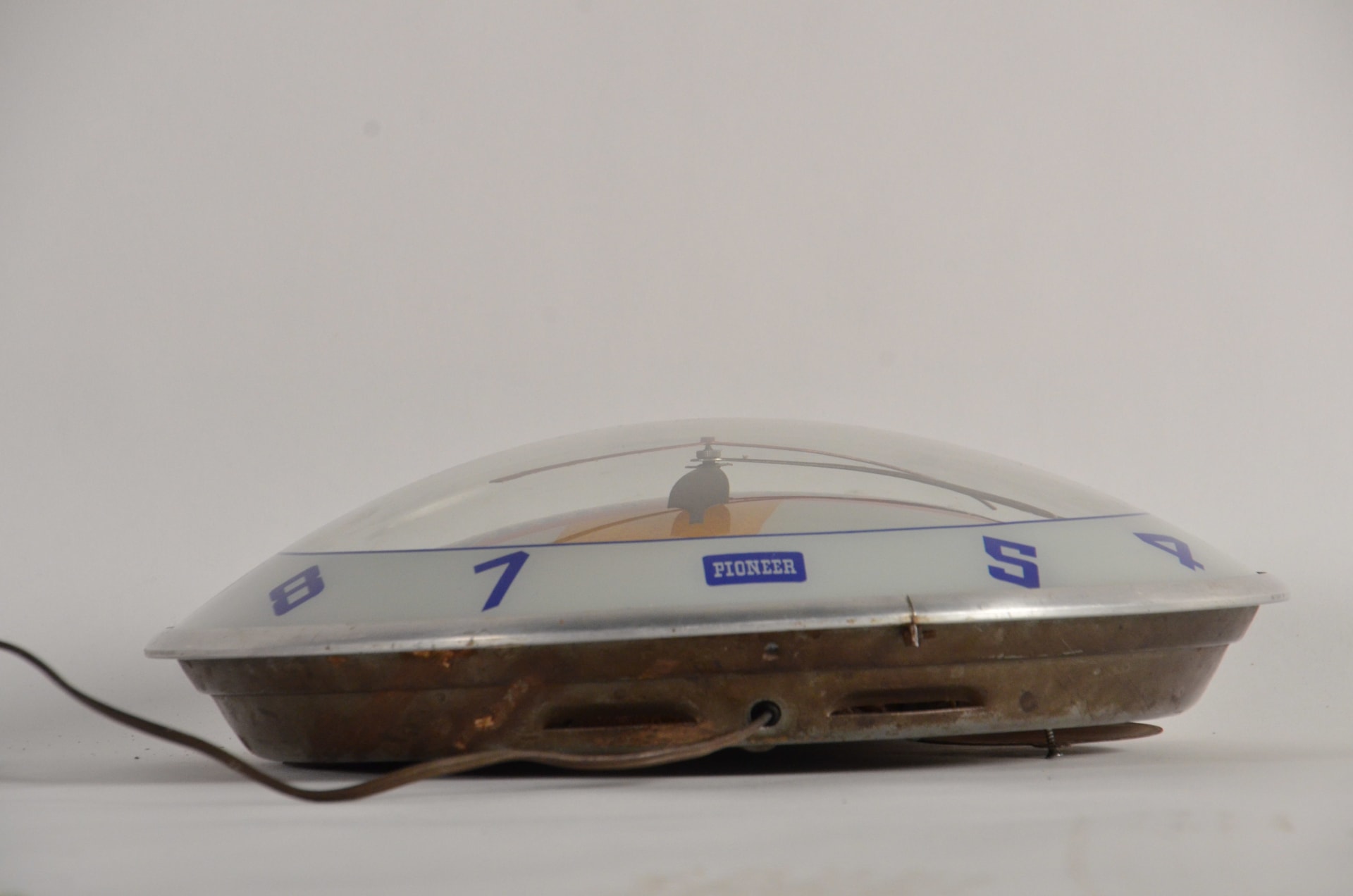 Pioneer Hybrid Corn Clock 15 at Gone Farmin' Tractor Spring Classic ...