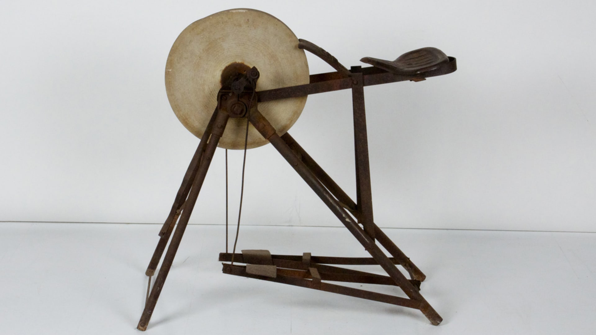 Keen Kutter Grinding Stone 35x36x19 at Gone Farmin' Iowa 2014 as M14 ...