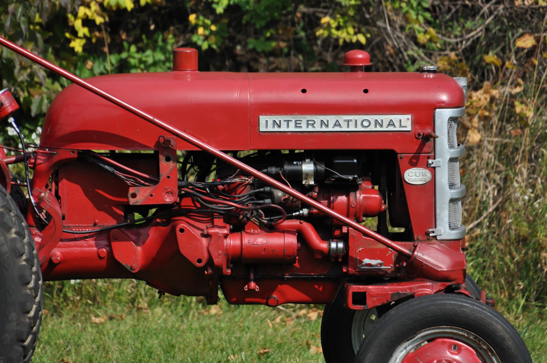 1947 Farmall Cub Lo Boy at Gone Farmin' Iowa 2014 as F4 - Mecum Auctions