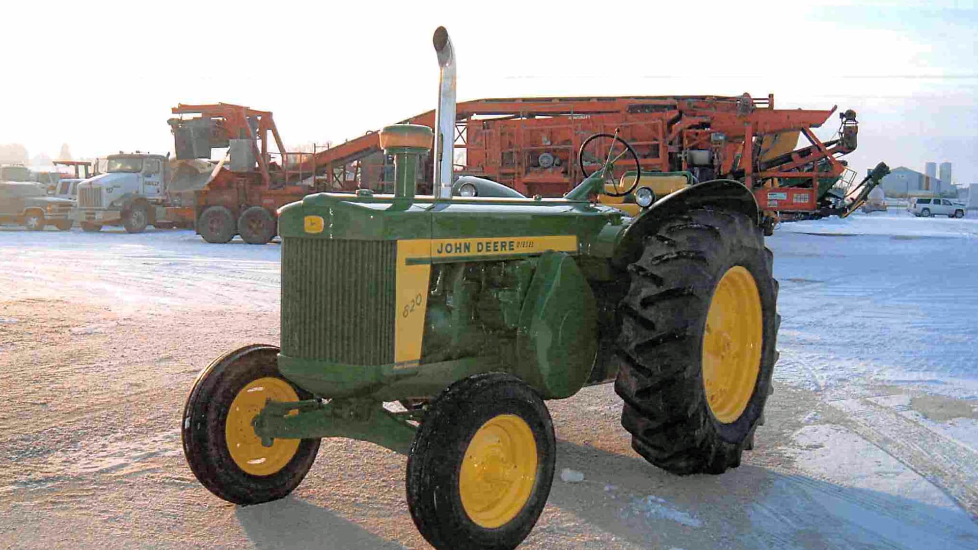 1957 John Deere 820 Diesel at Gone Farmin' Spring Classic 2015 asS81 ...
