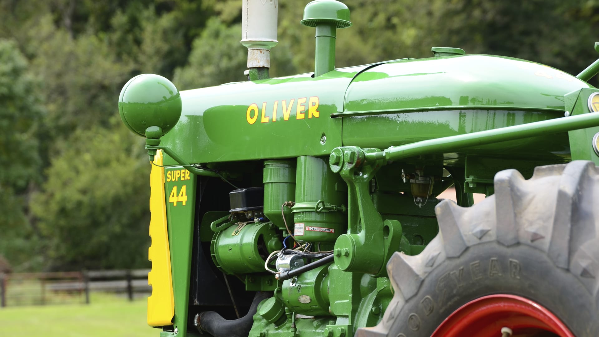 1958 Oliver Super 44 at Gone Farmin' Iowa Premier 2015 as F28 - Mecum ...