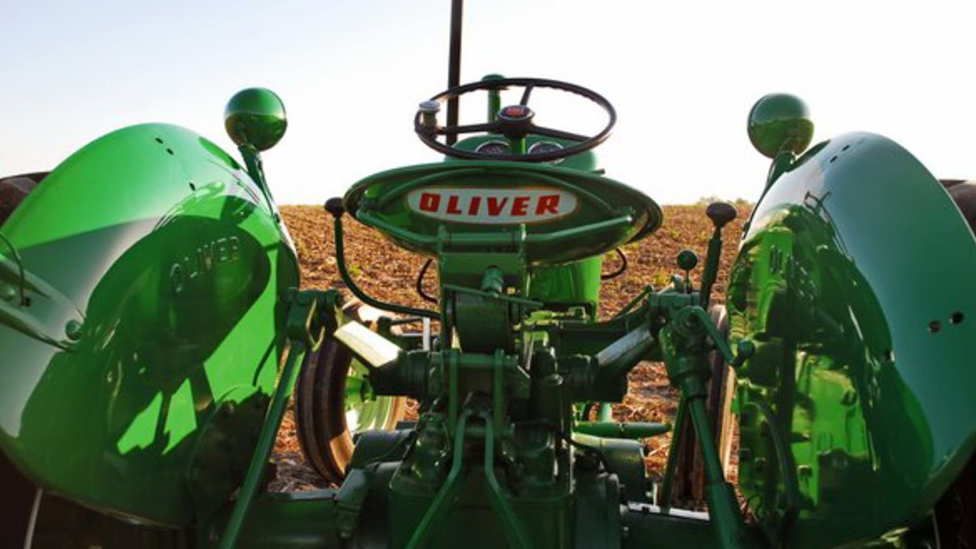 1958 Oliver 550 at Gone Farmin' Iowa Premier 2015 as F48 - Mecum Auctions