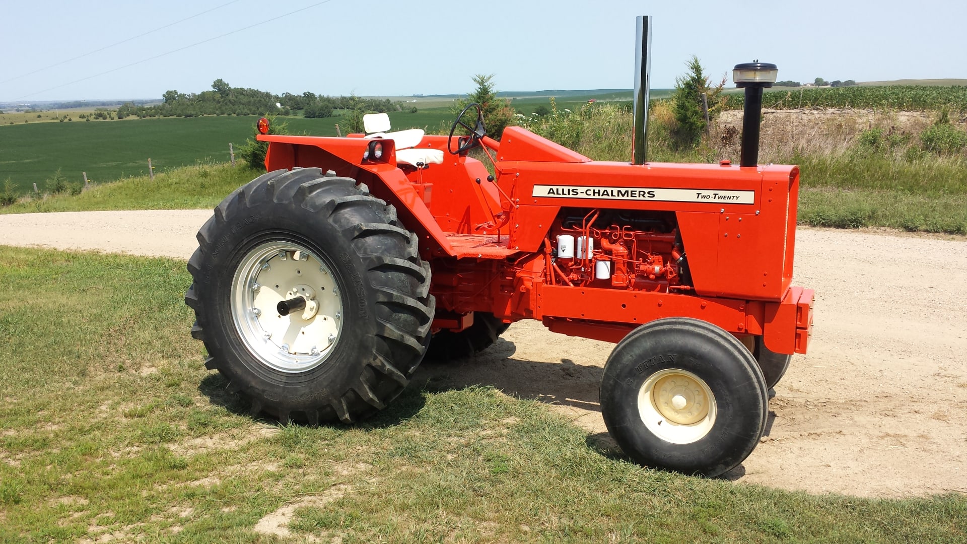 1969 Allis Chalmers 220 at Gone Farmin' Iowa Premier 2015 as S60 ...