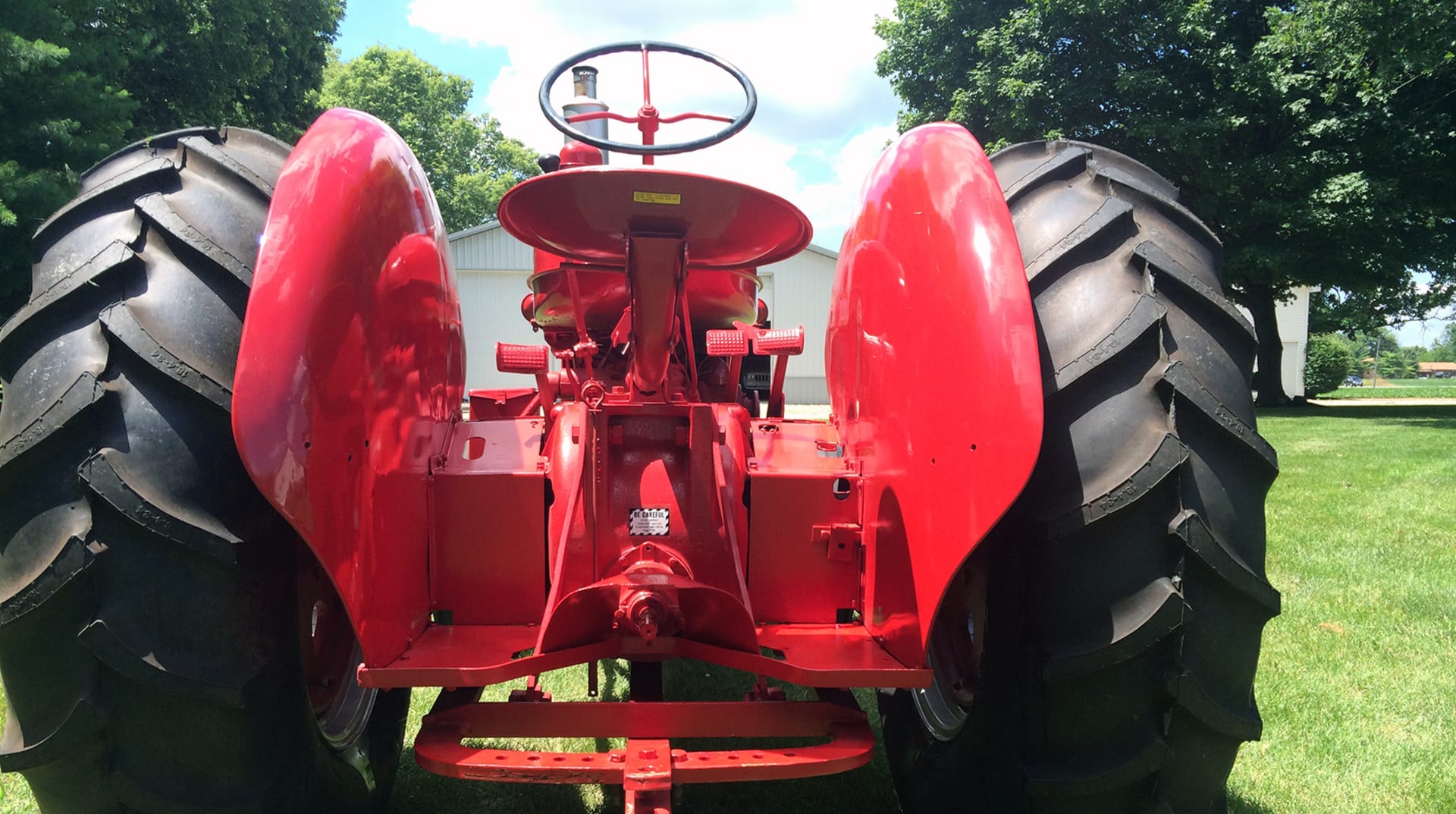 1953 Farmall W9 at Shorewood 2016 as S153 - Mecum Auctions