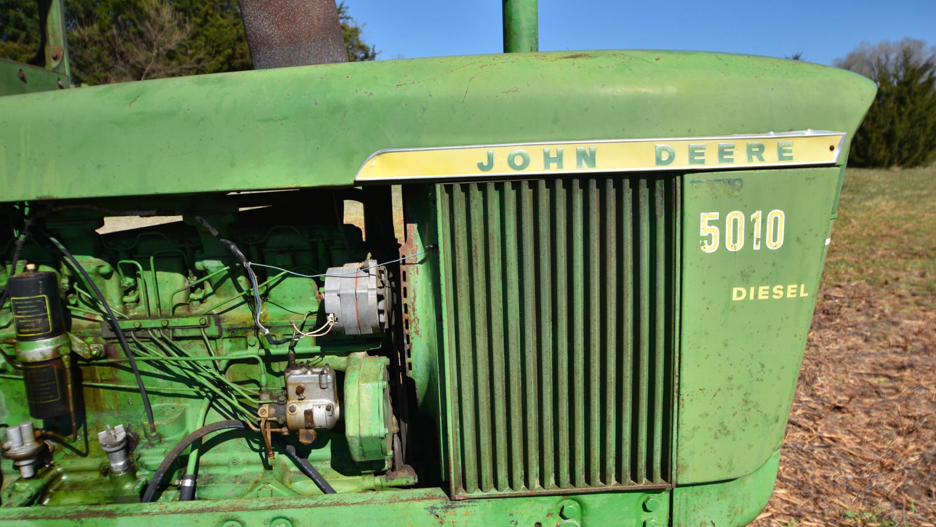 John Deere 5010 at The Abilene Machine Collection 2021 as F98 - Mecum ...