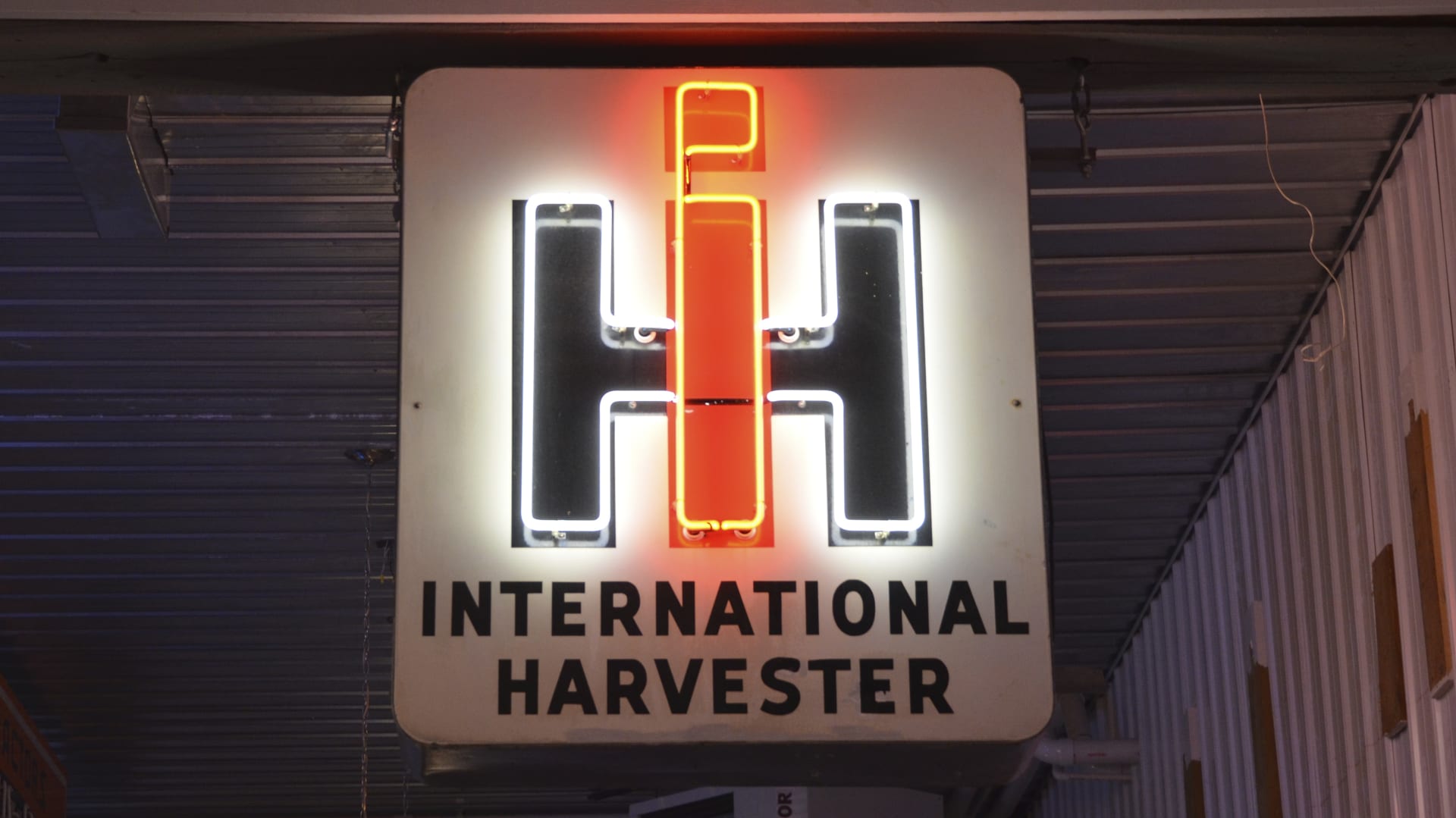 International Harvester DSPN 46x51 at Charles Schneider Collection 2016 ...