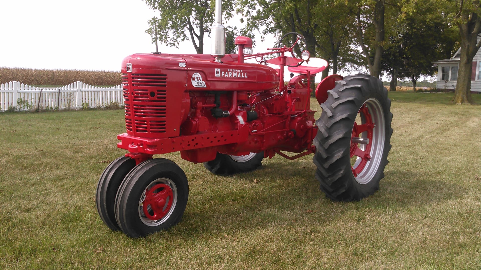 1954 Farmall SMTA at Gone Farmin' Iowa Premier 2017 as S93 - Mecum Auctions