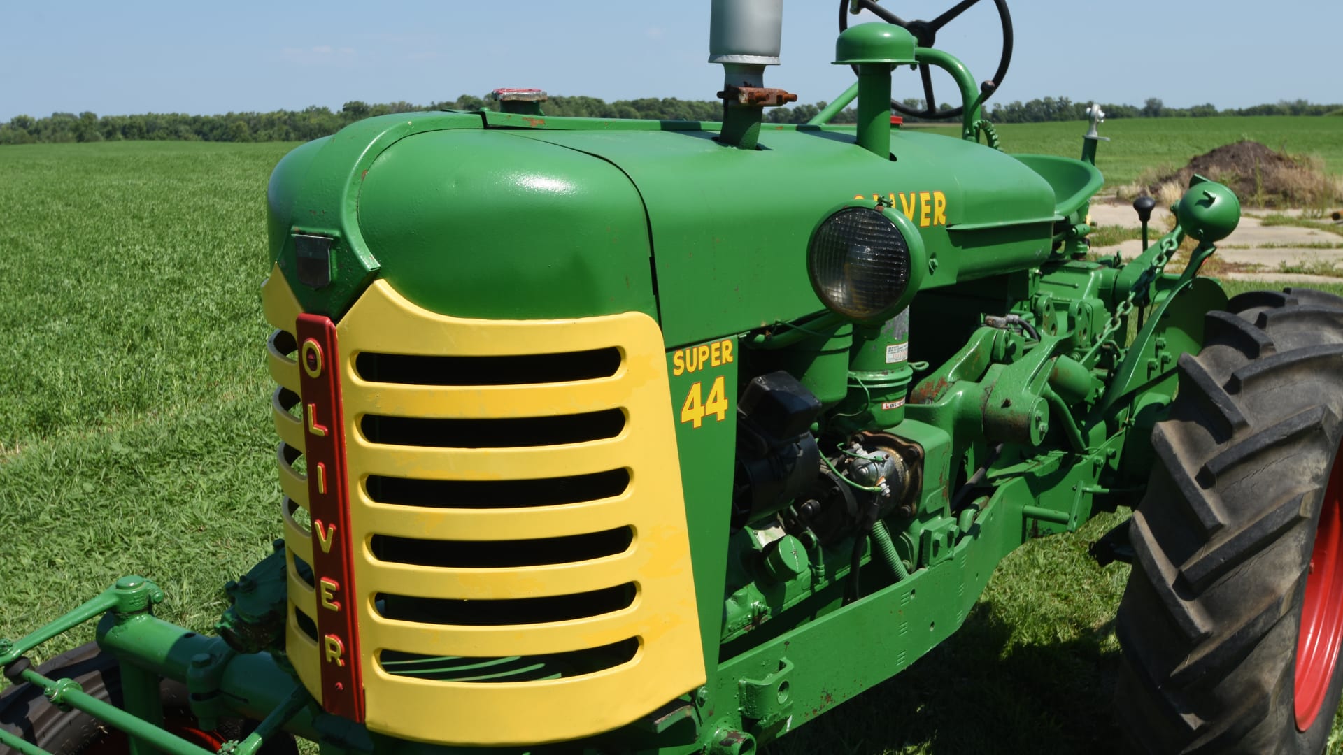 Oliver Super 44 at Gone Farmin' Iowa Premier 2018 as T43 - Mecum Auctions
