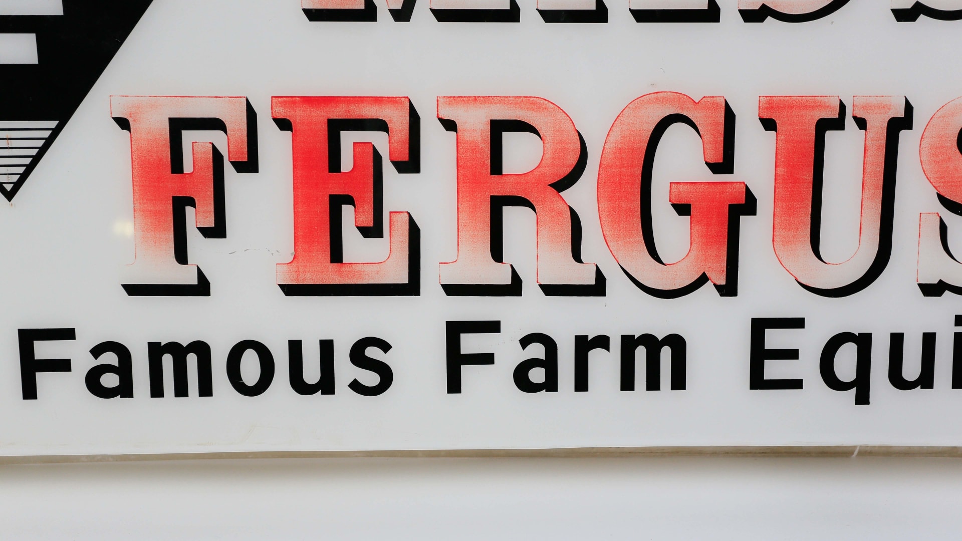 Massey Ferguson Sign 70x28x5 at Gone Farmin' Iowa Premier 2018 as M327 ...