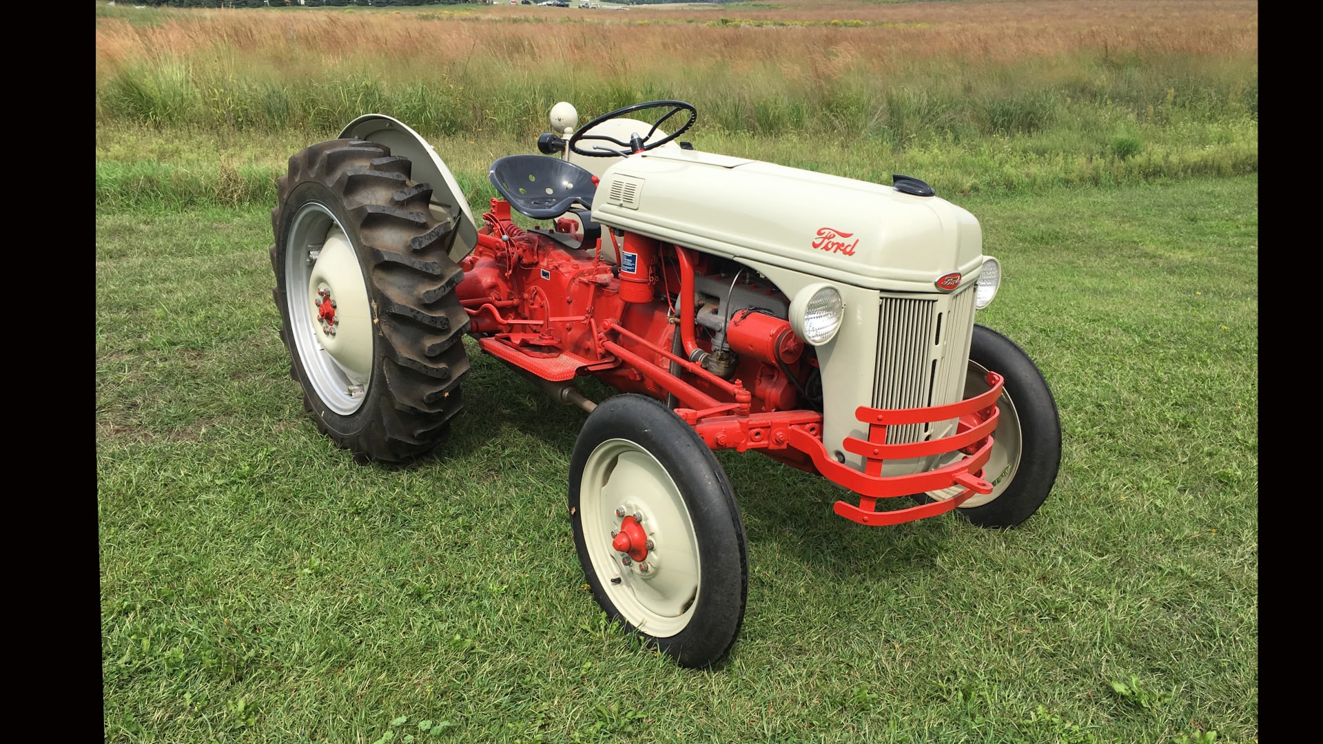 1947 Ford 8N at Gone Farmin' Fall Premier 2019 as S73 - Mecum Auctions