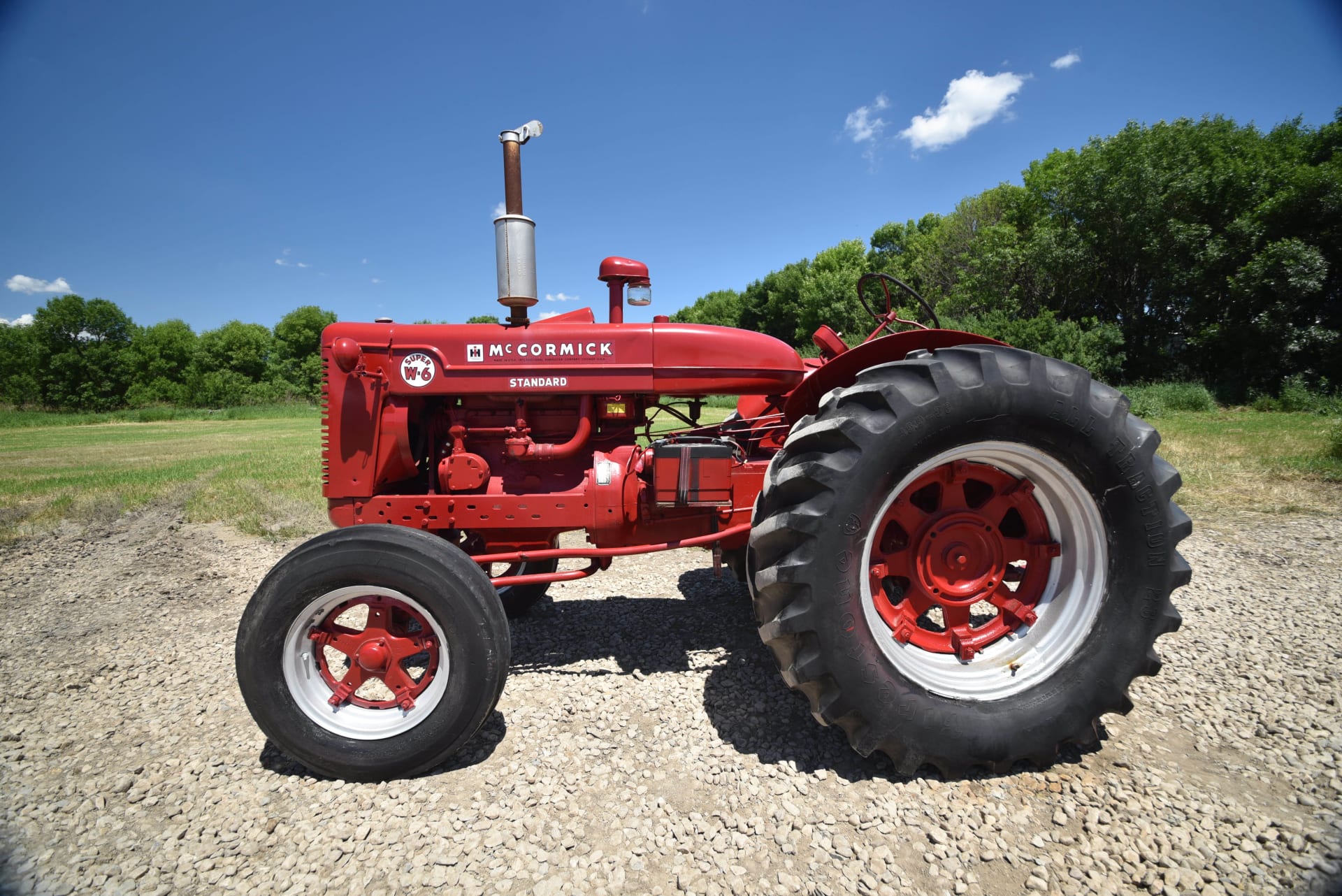 1953 Farmall Super W6 at Gone Farmin' Fall Premier 2019 as T32 - Mecum ...