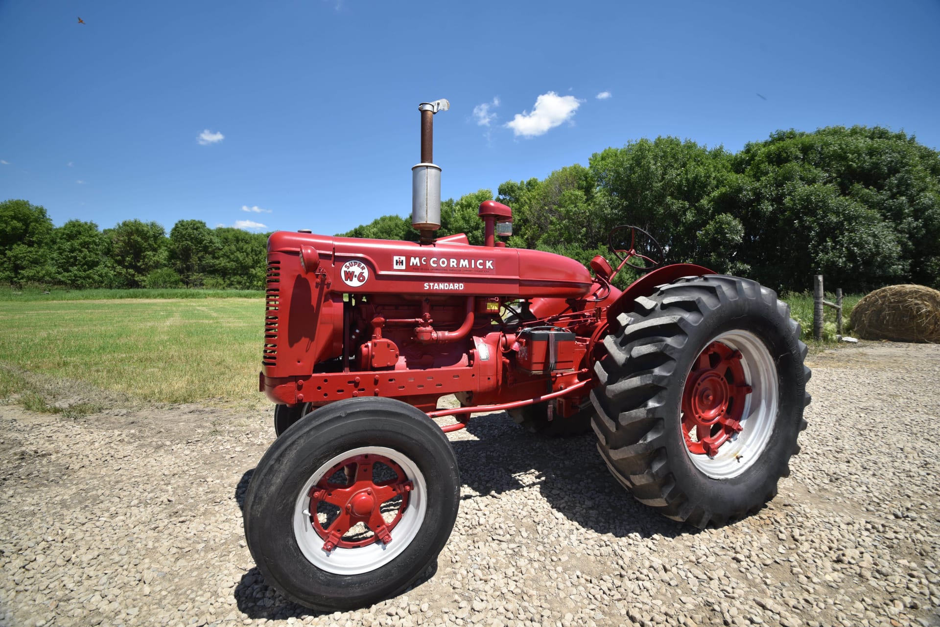 1953 Farmall Super W6 at Gone Farmin' Fall Premier 2019 as T32 - Mecum ...