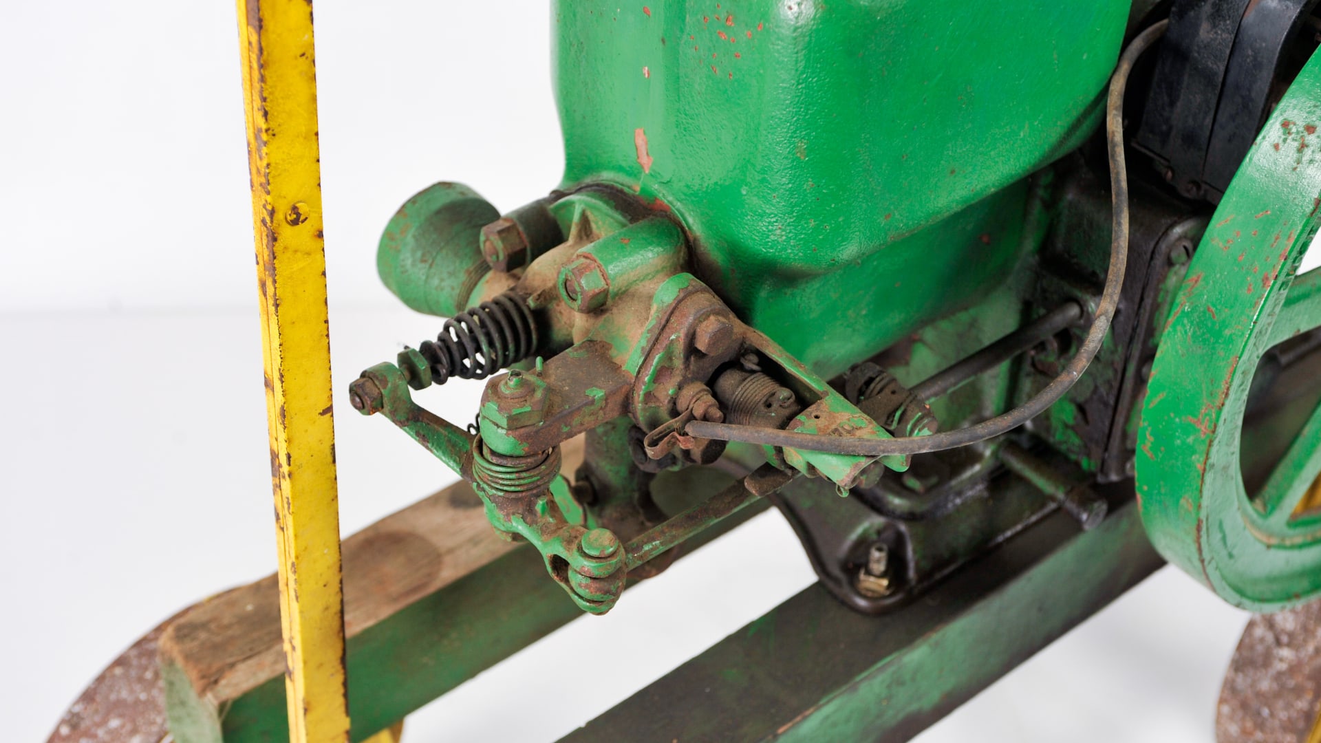 John Deere Hit And Miss Engine 38x32x19 at Gone Farmin' Fall Premier 2019 as M237 - Mecum Auctions