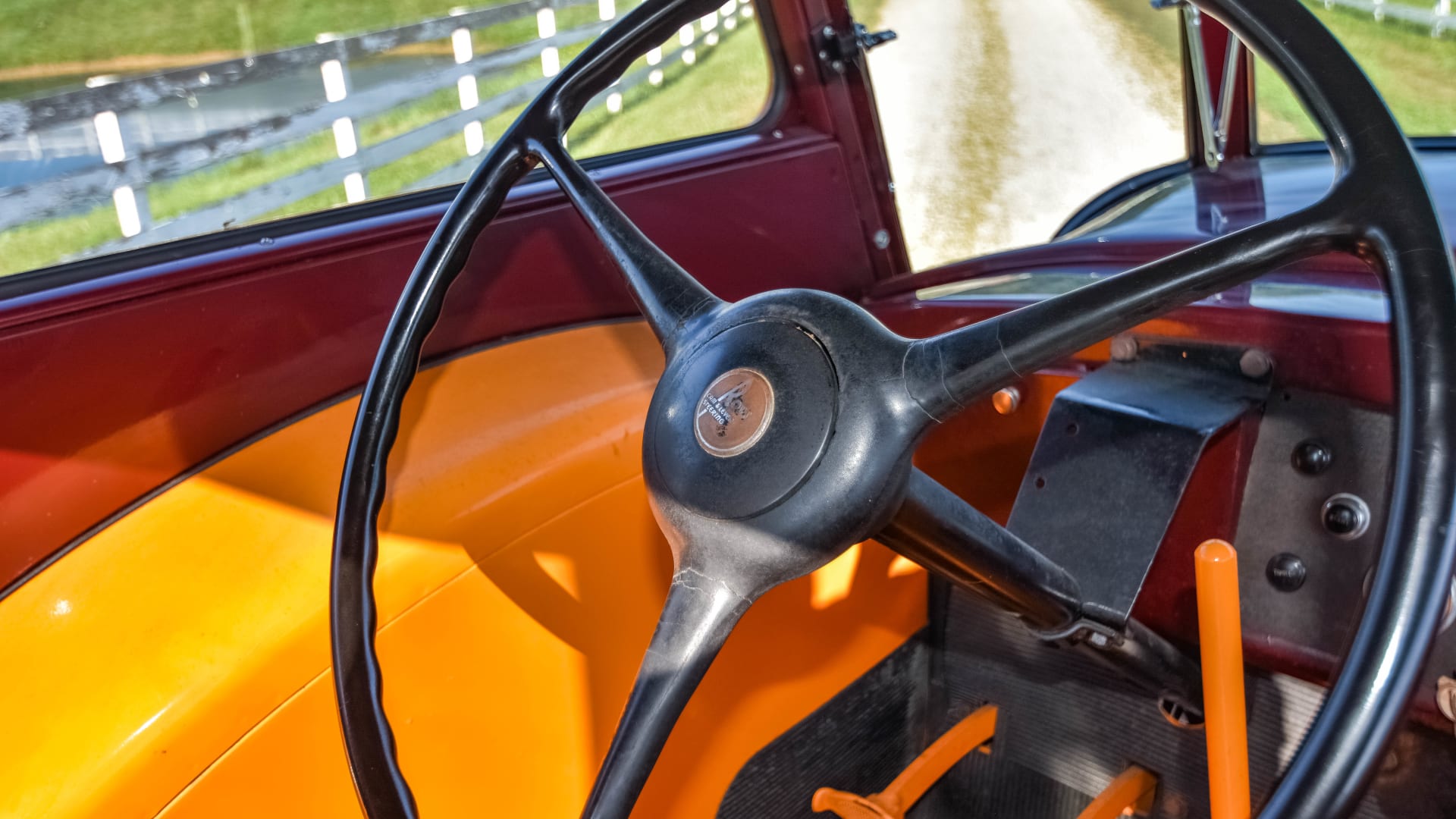 Minneapolis-Moline UDLX Comfortractor at Gone Farmin' Fall Premier 2019 ...