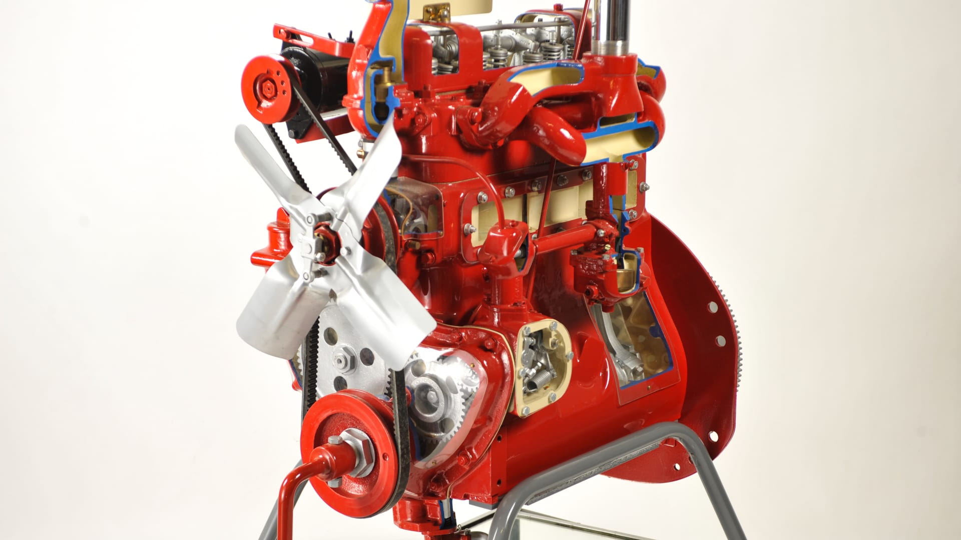 1950s International Harvester, Super M Cutaway Engine Display 45x24x60 ...