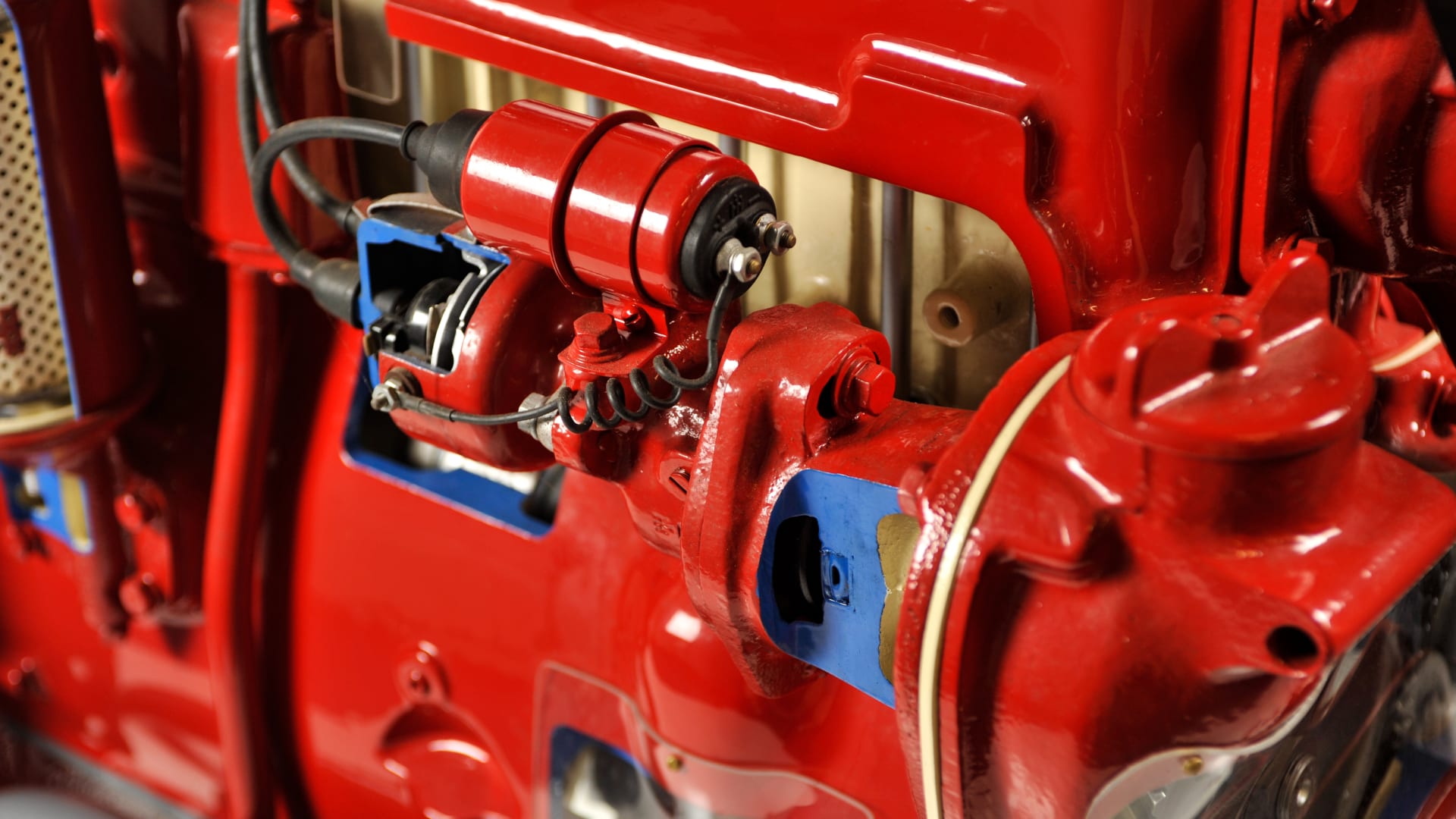 1950s International Harvester, Super M Cutaway Engine Display 45x24x60 ...