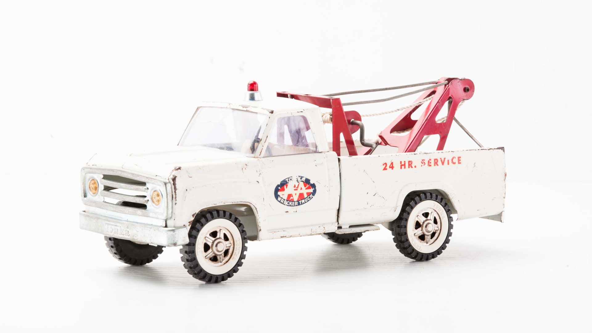 Tonka Wrecker No. 2518 Scale Model 15x6x6 at Gone Farmin' Fall Premier ...