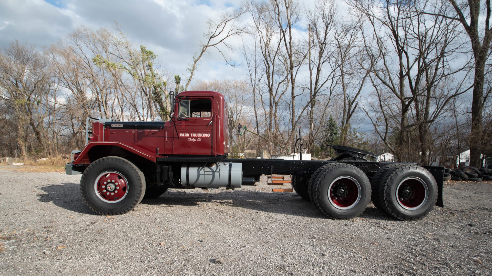 1962 Kenworth 848 at Gone Farmin' Fall Premier 2020 as K33 - Mecum Auctions