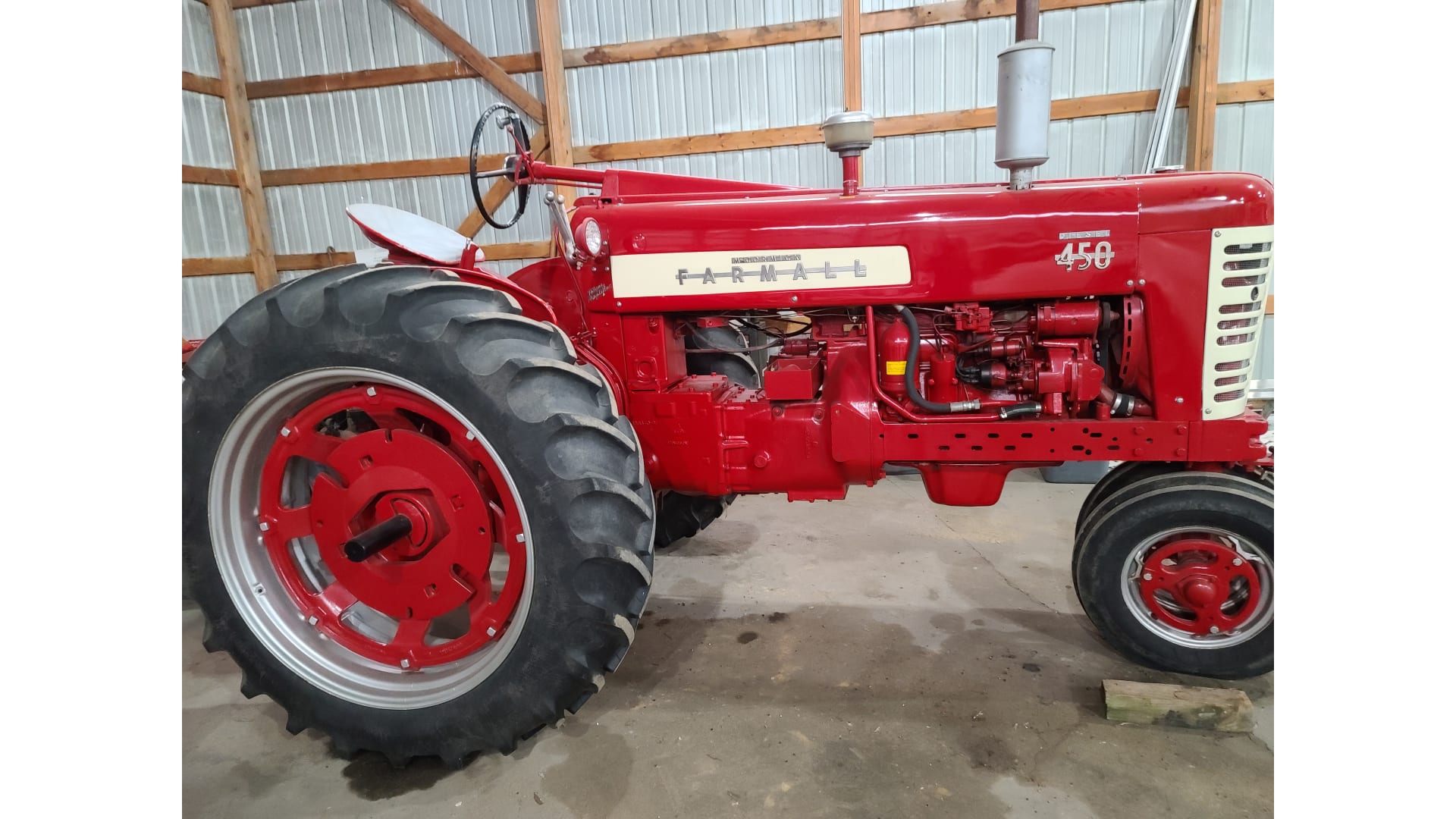 1958 Farmall 450 Diesel at Gone Farmin' Fall Premier 2020 as S110 ...