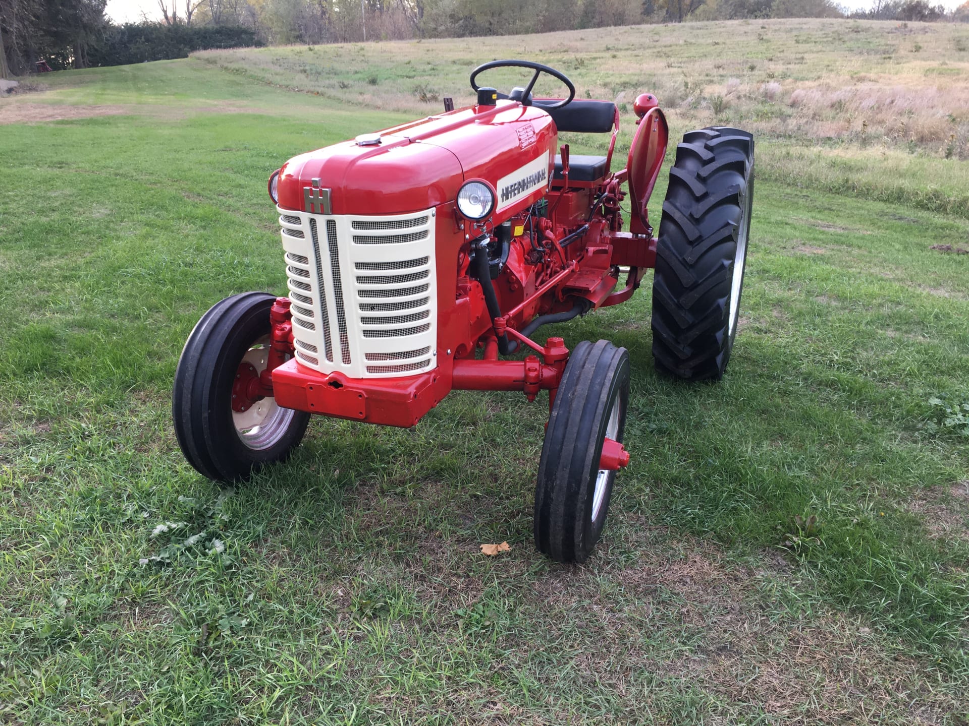 1957 International Harvester 350 Utility at Gone Farmin' Fall Premier ...